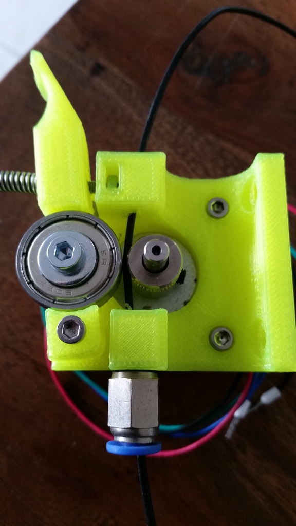 Extruder 1.75mm Filament Bowden by Ossilampe | Download free STL model ...