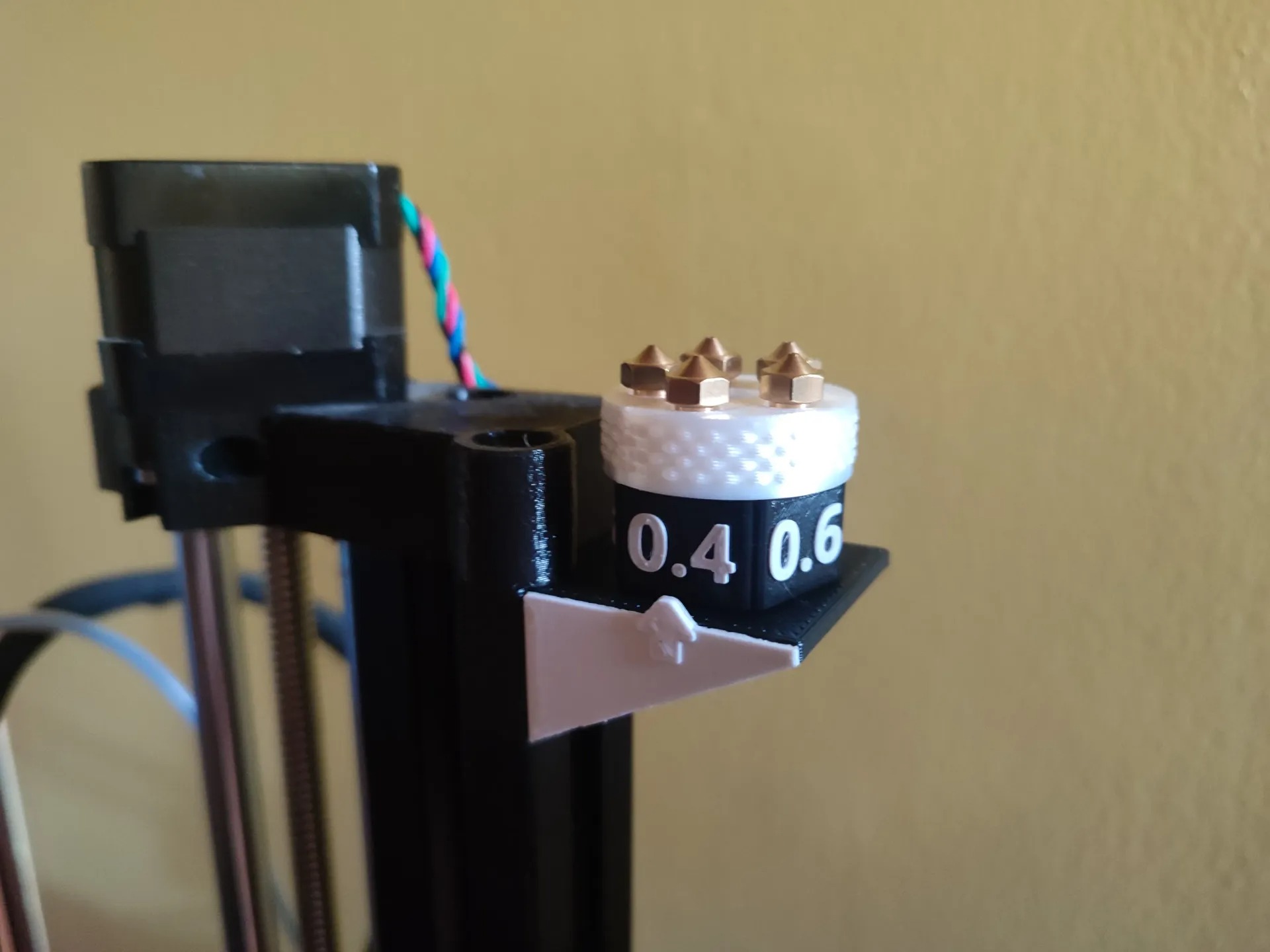 Holder nozzle printer Prusa E3D V6 (držák na trysky) by mysak85 ...