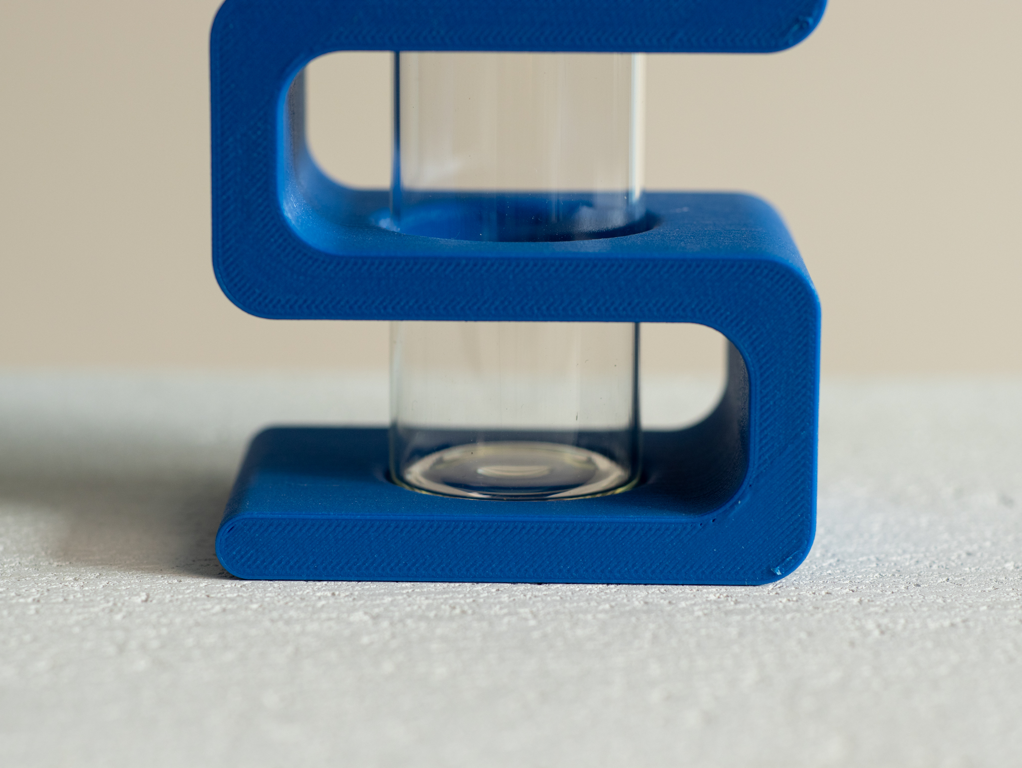 Illusion Vase Stand (30 mm opening) by Slimprint | Download free STL ...
