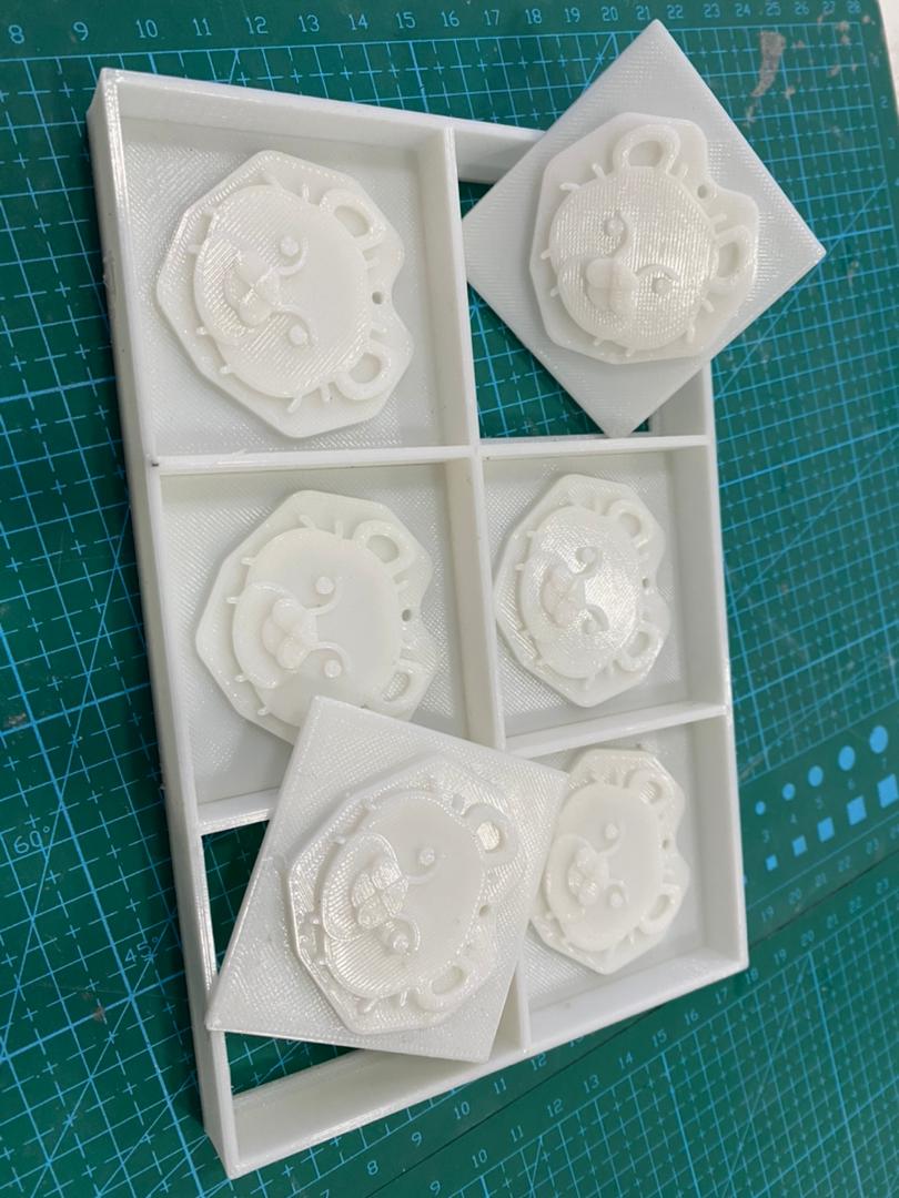 Lion Keychain Mold Set by H.Zentani | Download free STL model ...
