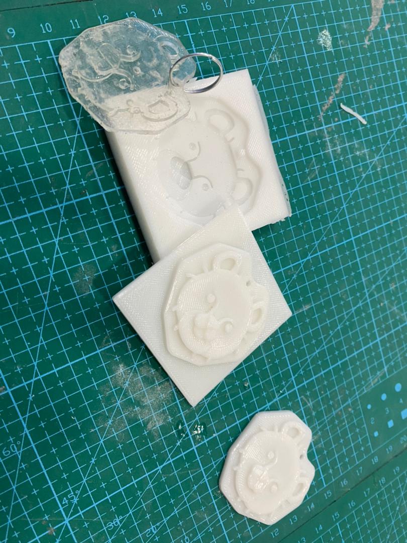 Lion Keychain Mold Set by H.Zentani | Download free STL model ...