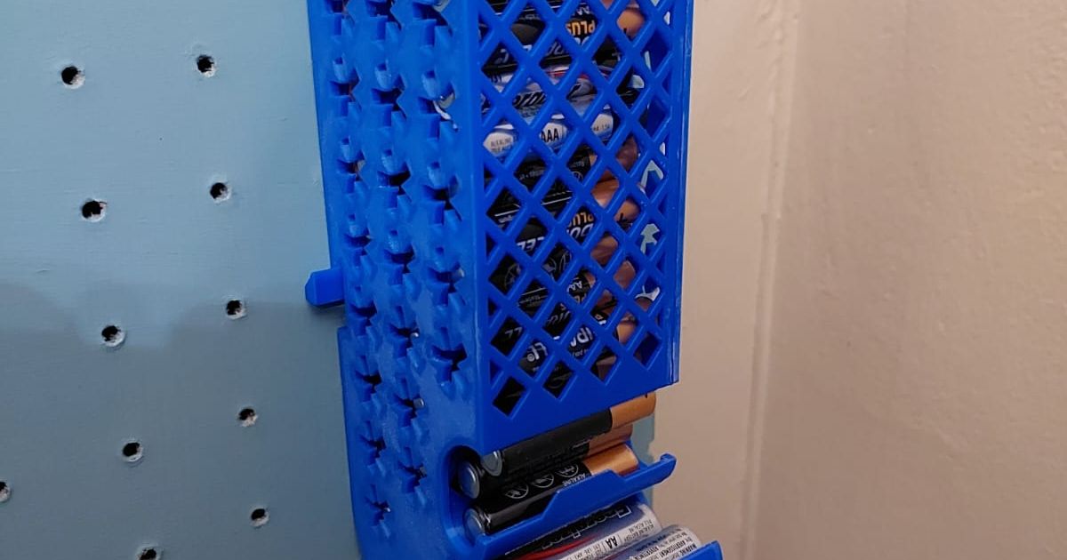 Battery dispenser for pegboard by Erika Bresler | Download free STL ...