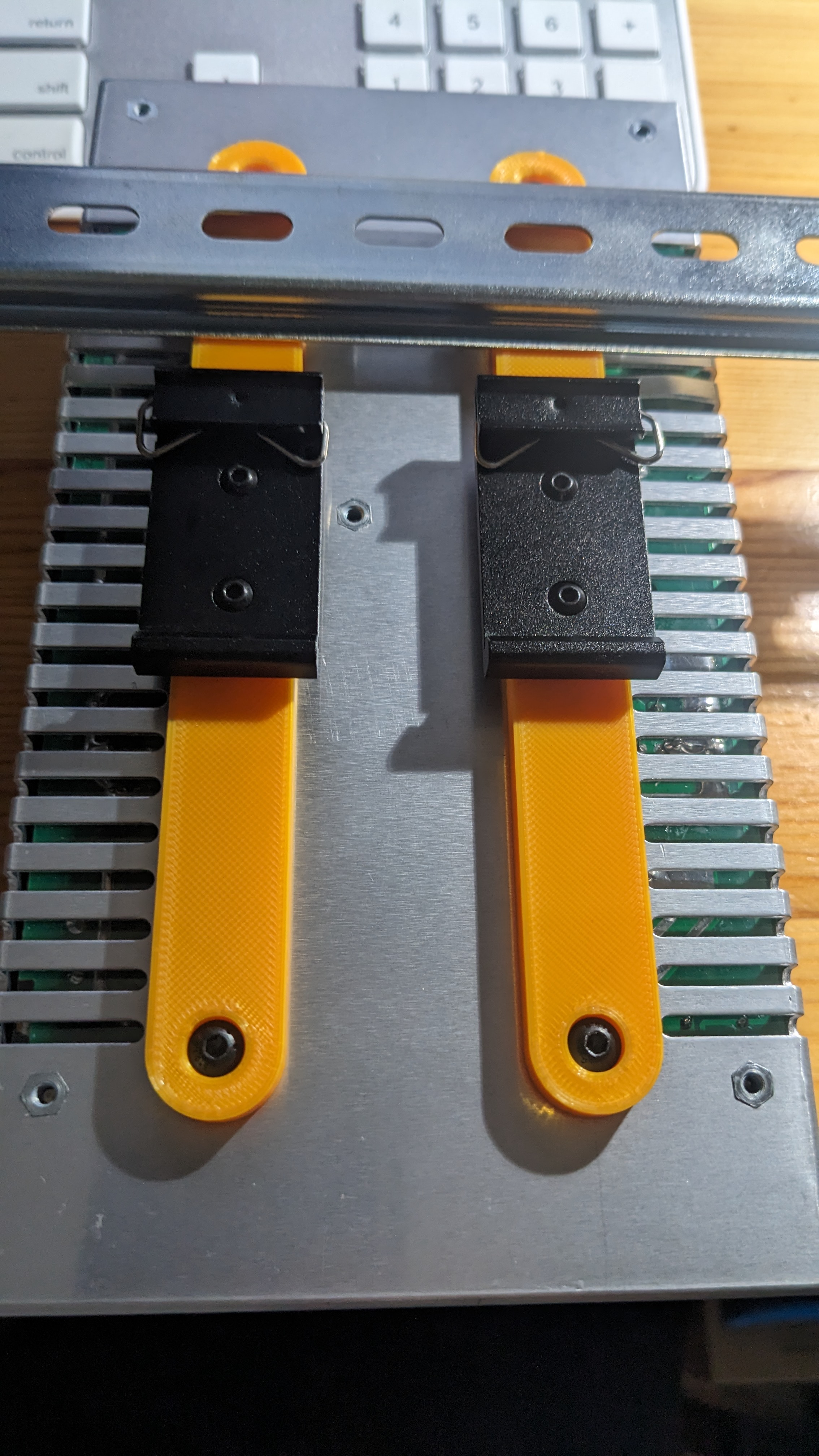 Drok 0-48V PSU brackets for universal DIN bracket (vertical) by meh ...