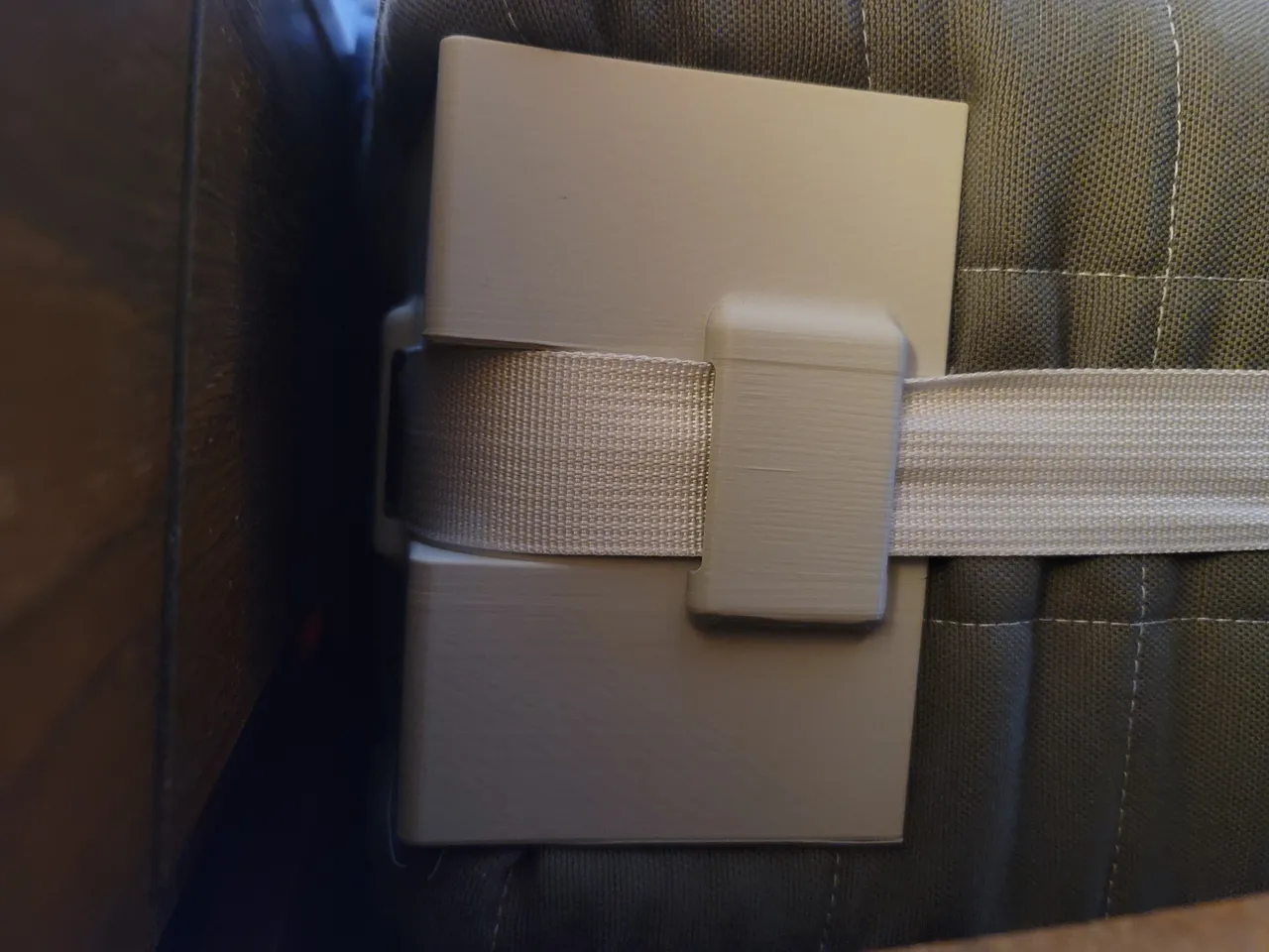 Mattress corner strap support by Manuel C. Senn | Download free STL ...