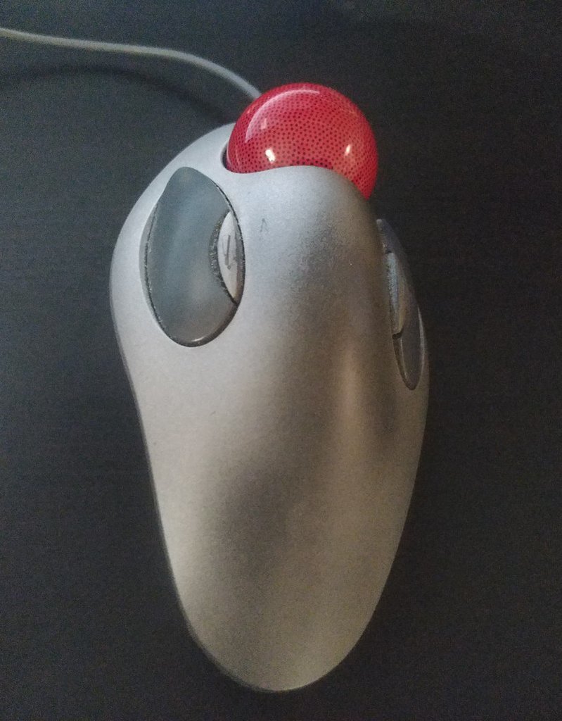 Ergonomic riser for Logitech Marble Mouse by sirofe | Download free STL ...