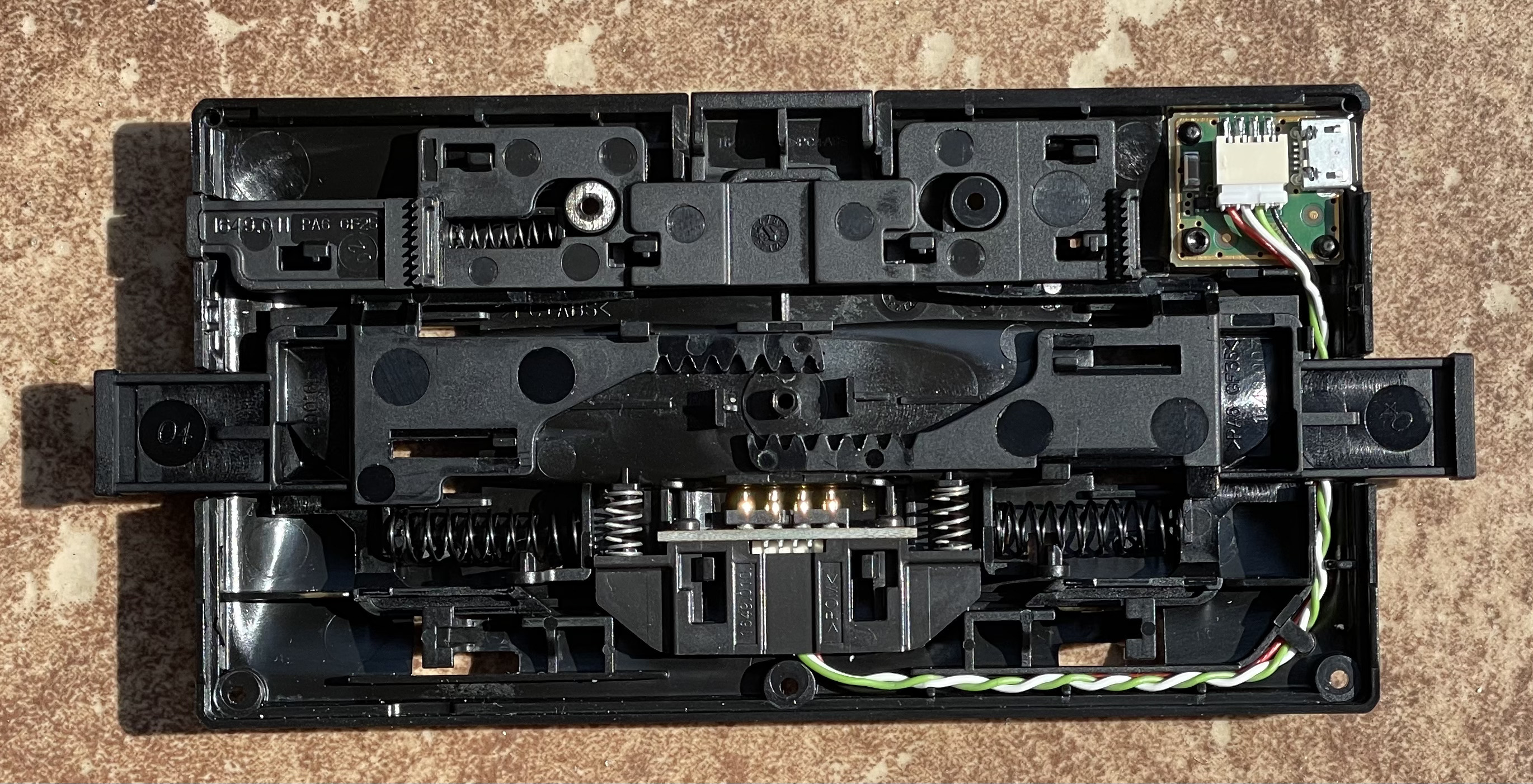Astra K Phone holder with induction charging (Opel / Vauxhall) by Arek ...