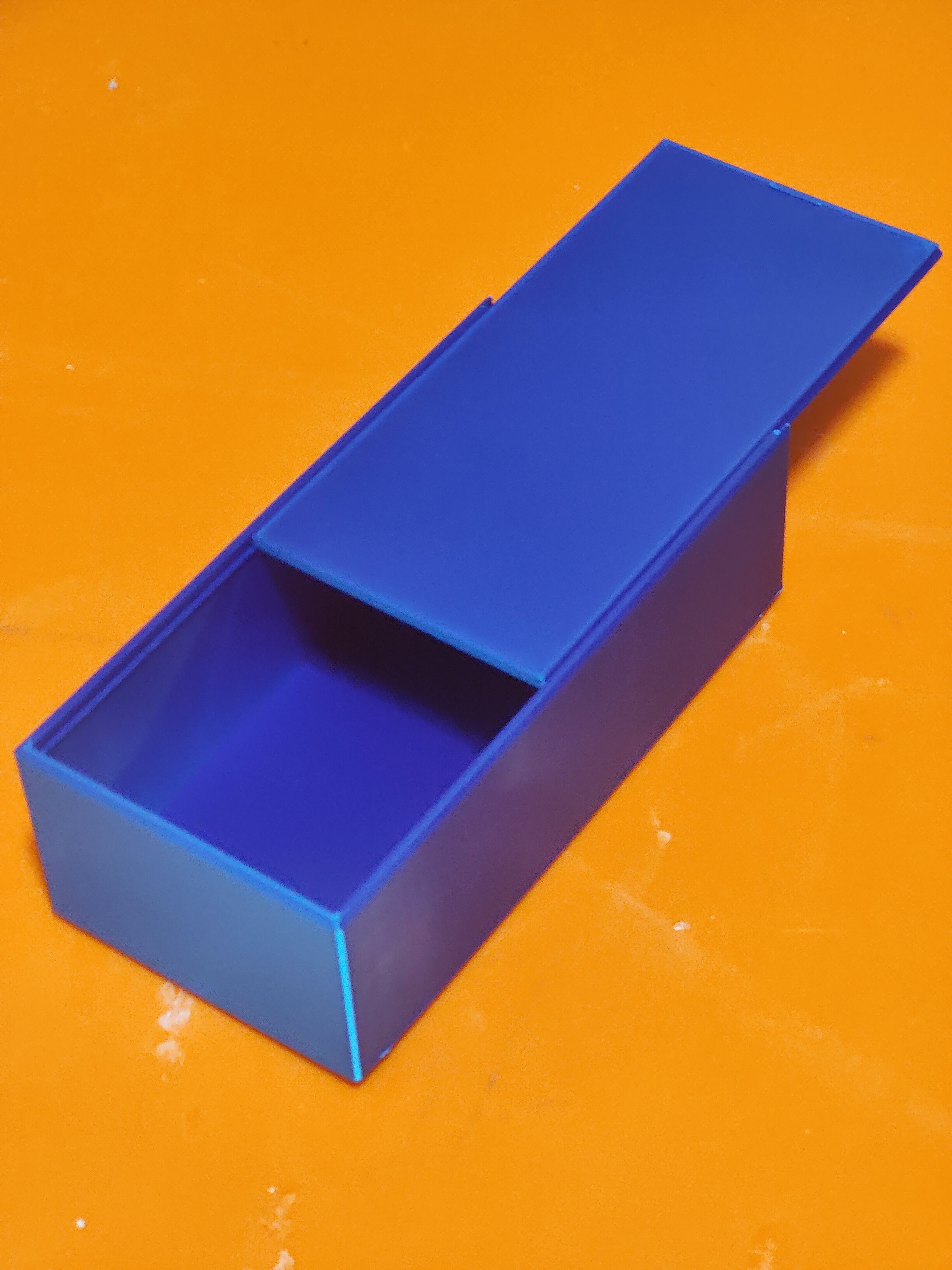 Box with Sliding Lid by MadTNOTN | Download free STL model | Printables.com