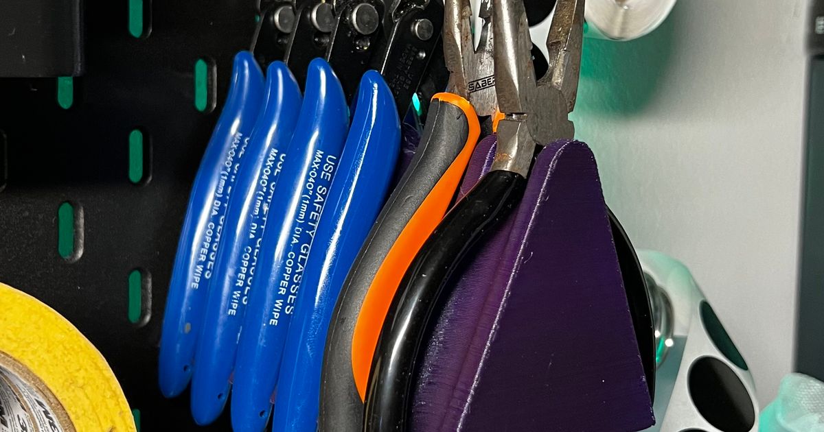 Ikea Skadis snips mount/holder by Maker's Ark | Download free STL model ...