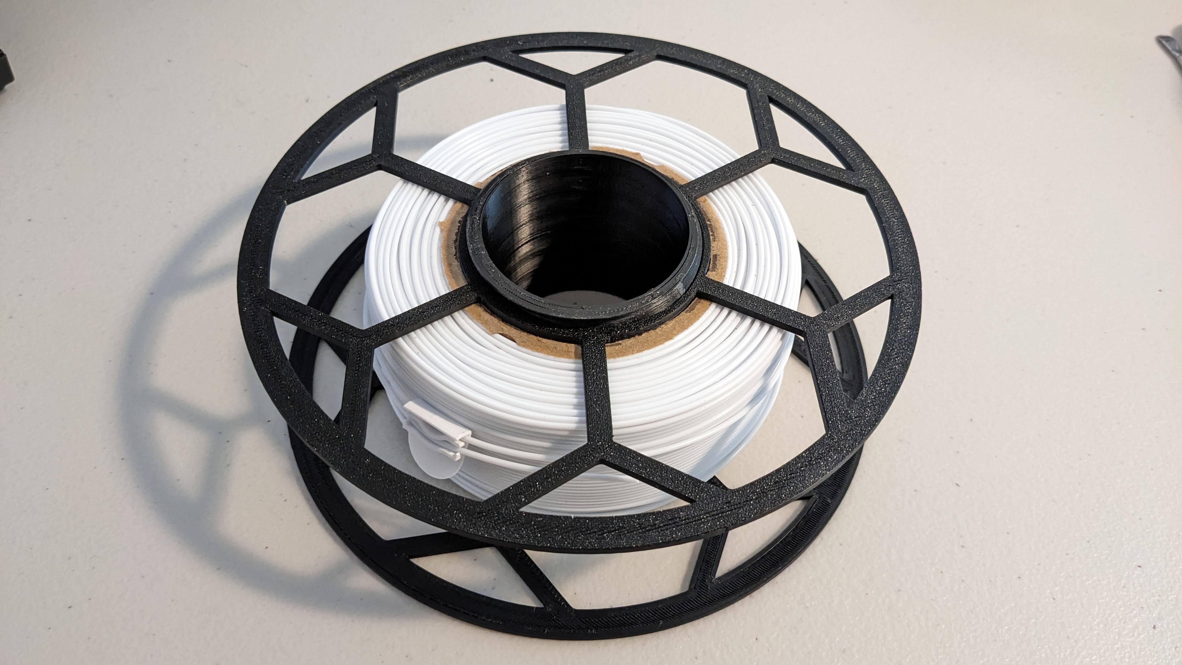 75mm ID Reusable Filament Spool by Vicero | Download free STL model ...