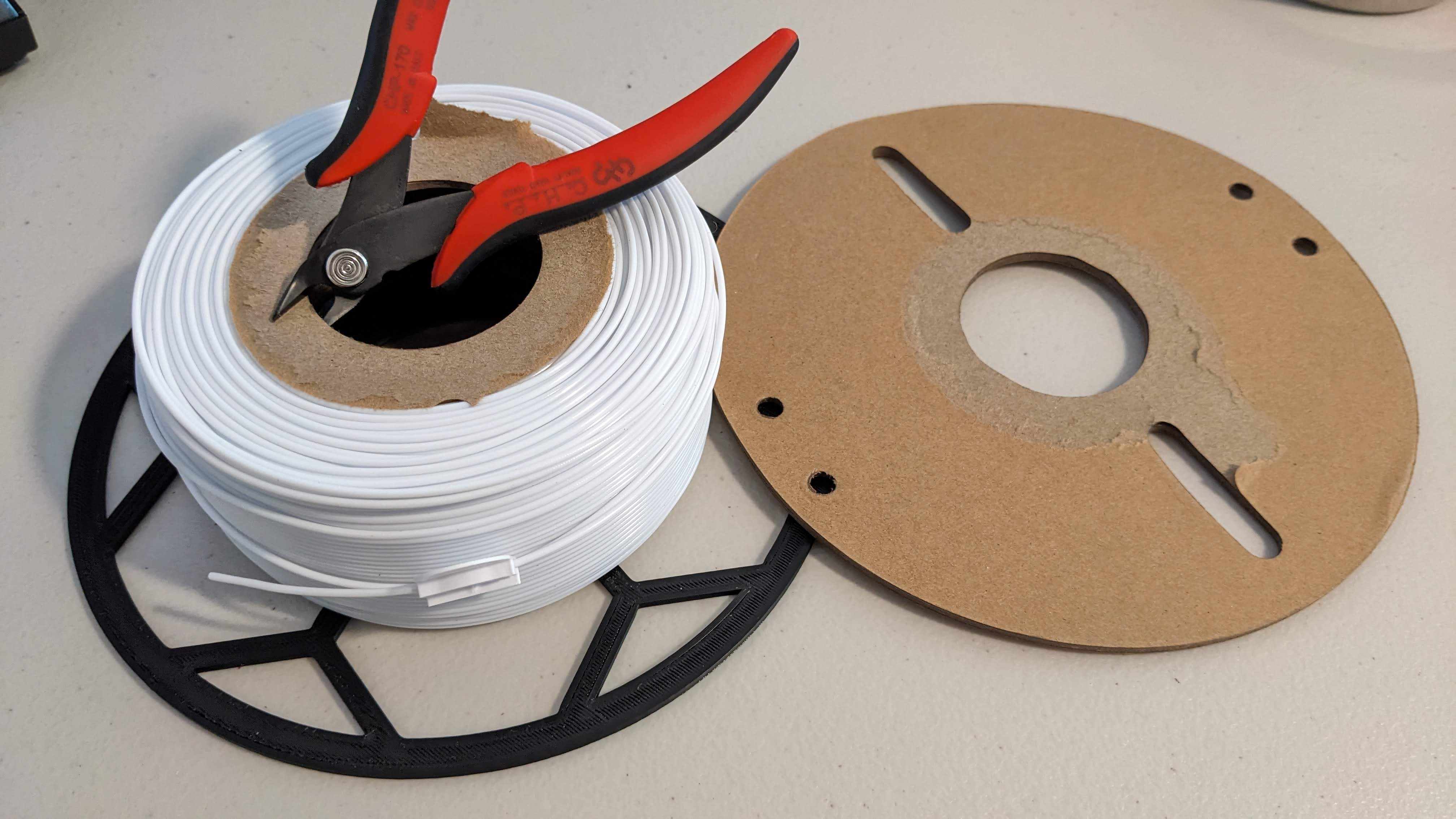 75mm ID Reusable Filament Spool by Vicero | Download free STL model ...