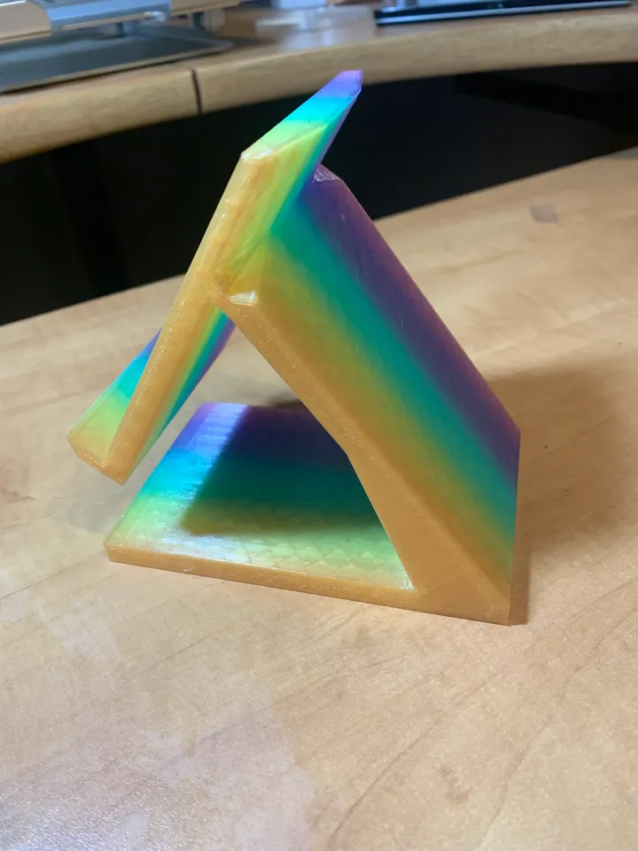 Phone stand by Ivan Feng | Download free STL model | Printables.com