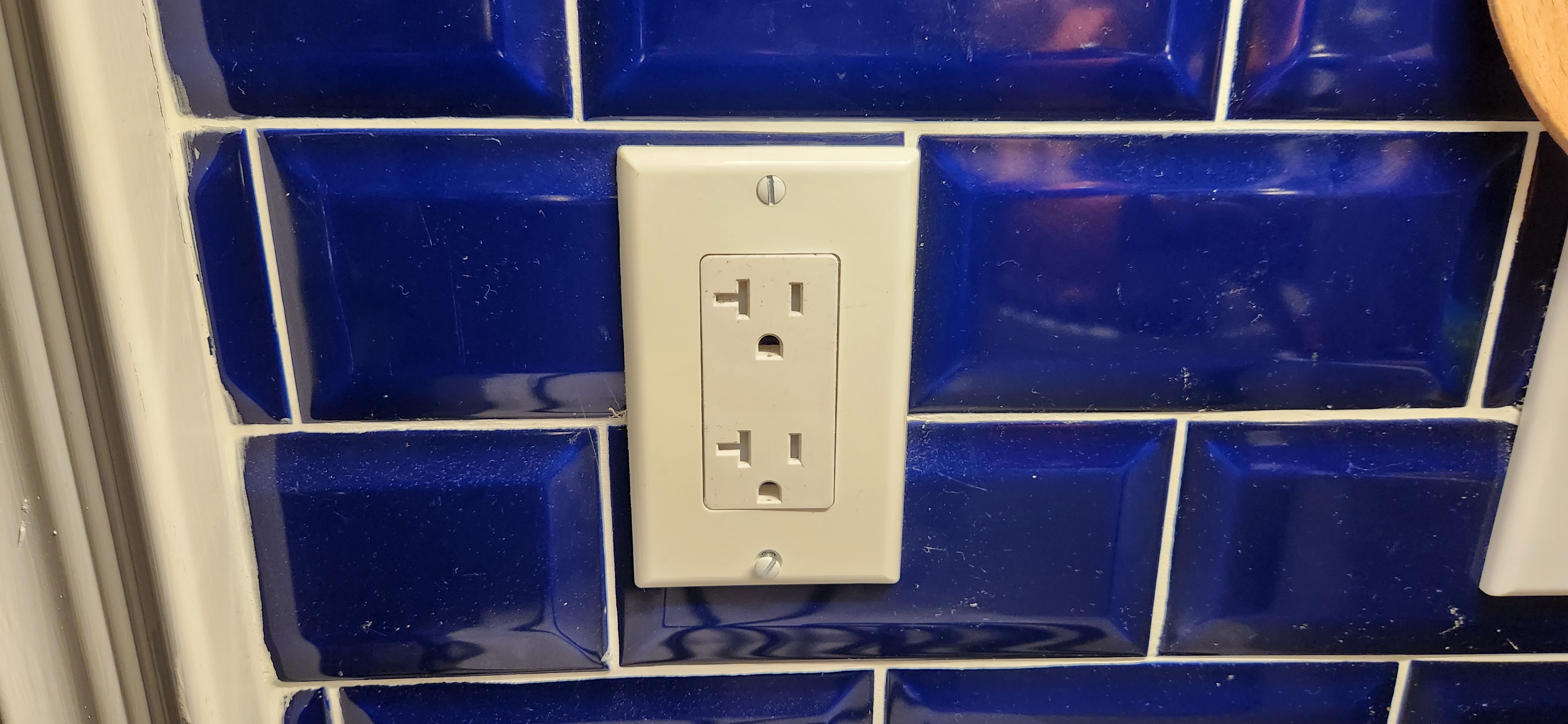 Ikea Koppla 6-way Outlet Splitter Holder by XRaVeNX | Download free STL ...