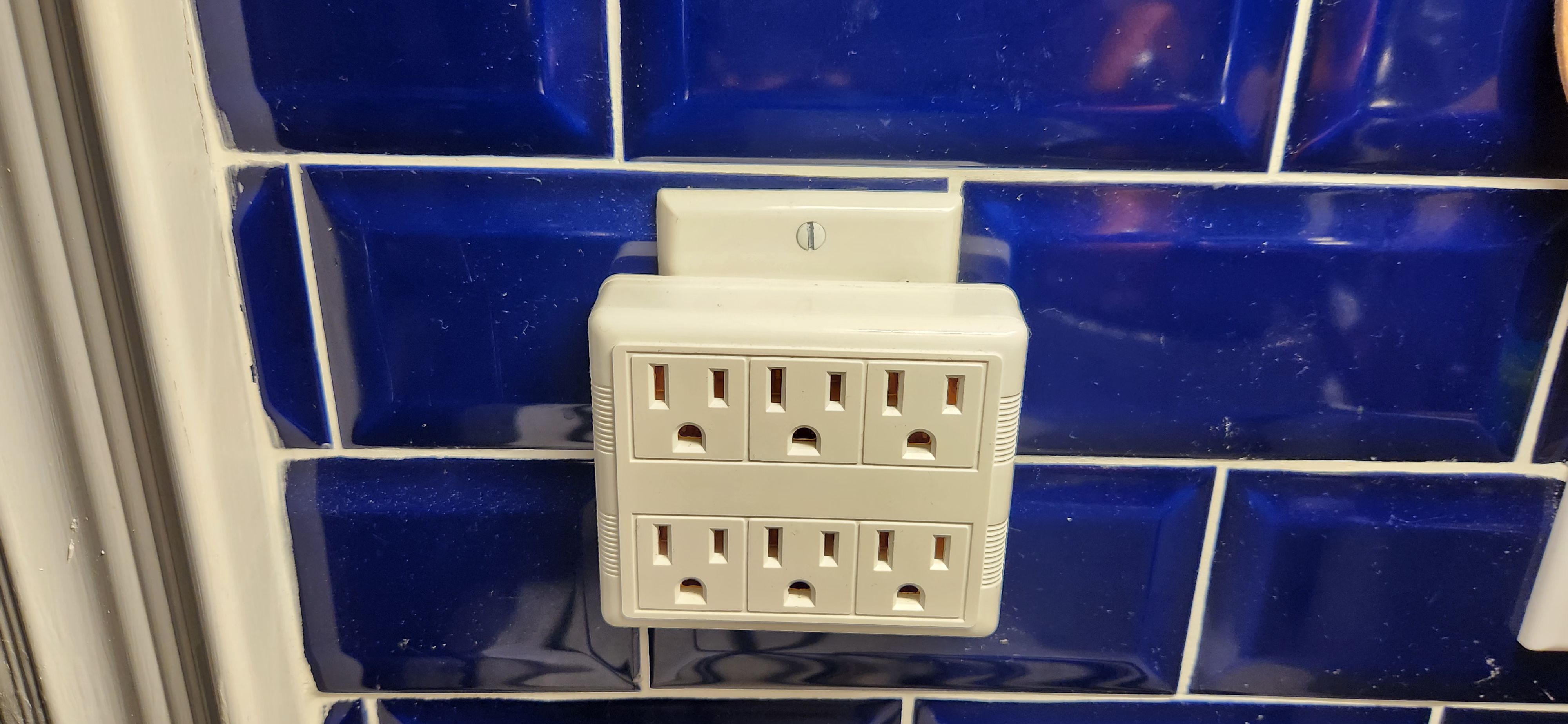 Ikea Koppla 6-way Outlet Splitter Holder by XRaVeNX | Download free STL ...