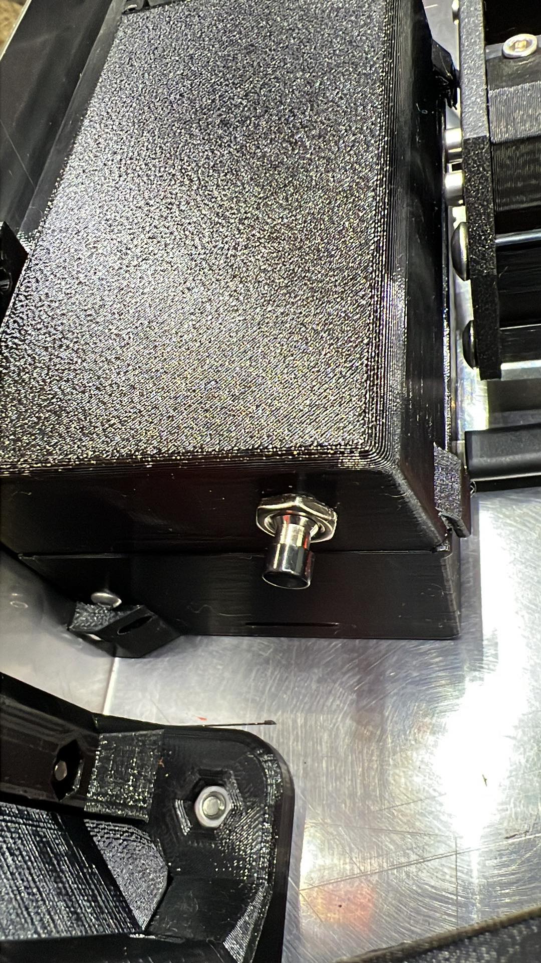 Prusabox Raspberry Pi cover with switch. by BruceDemski | Download free ...