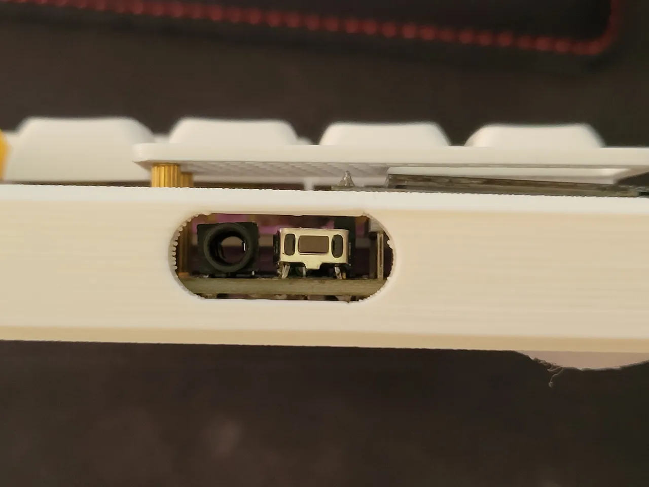 sofle v2 case reset button hole remix by Vojta | Download free STL ...