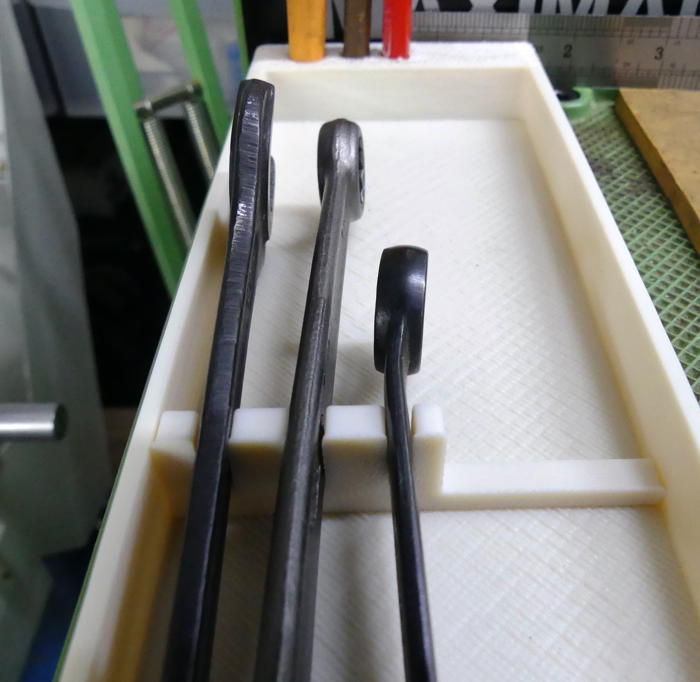 Divider / Insert for Toolholder by werz 99 | Download free STL model ...