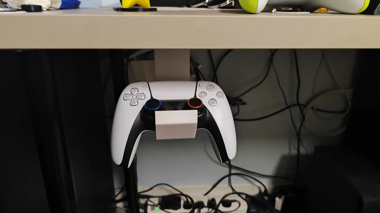 Underdesk Controller Holder by Superus | Download free STL model ...