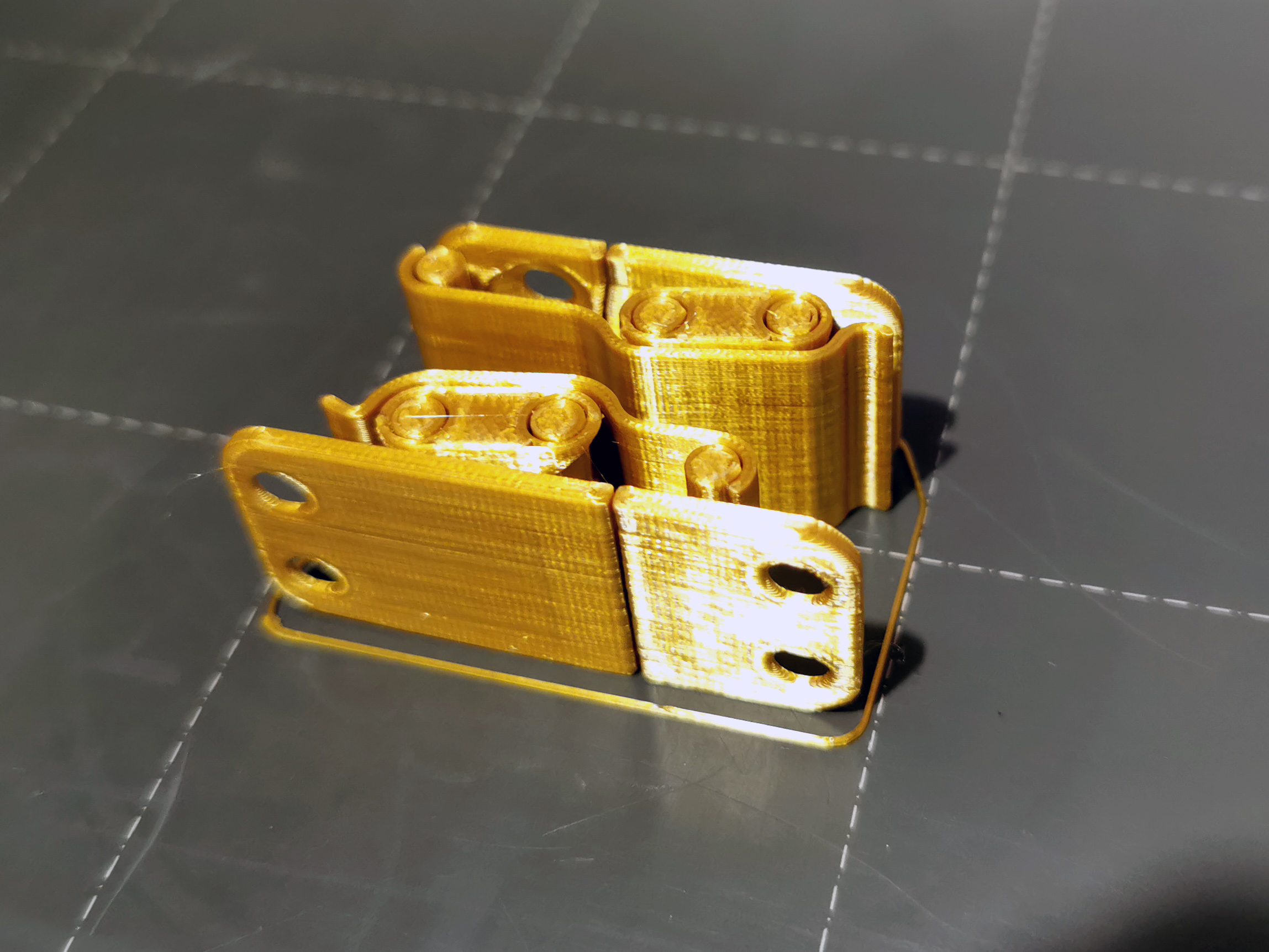 Toggle Latch - no supports - print in place by Versio | Download free ...