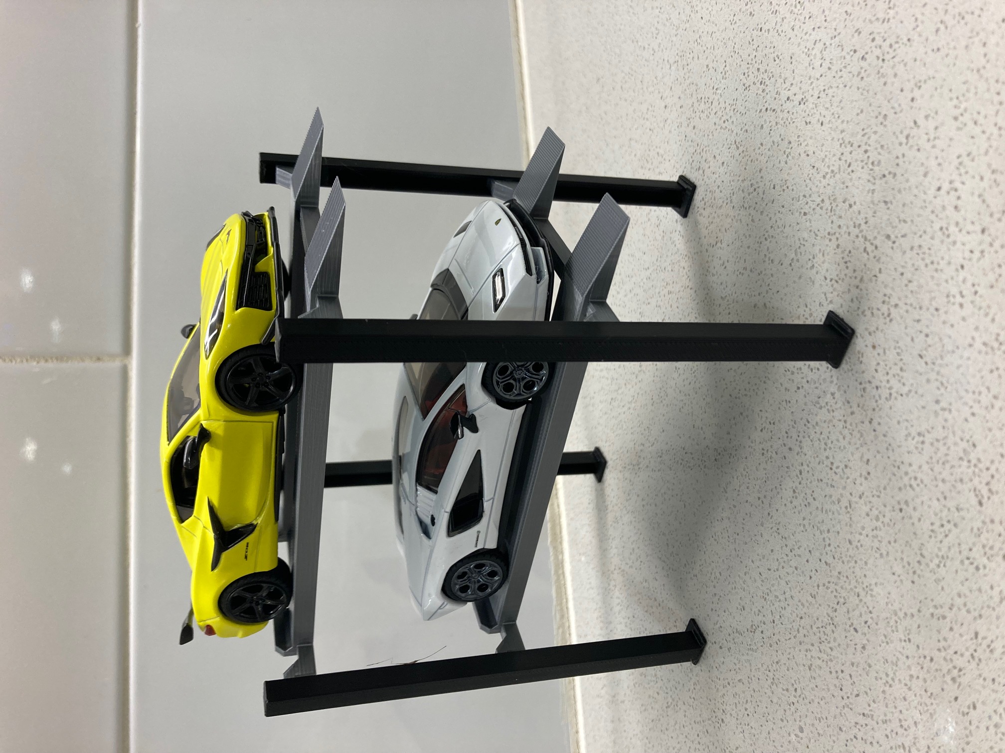 Hot Wheels Diecast 1:43 Scale 4-Post Car Lift Display (No glue) by ...