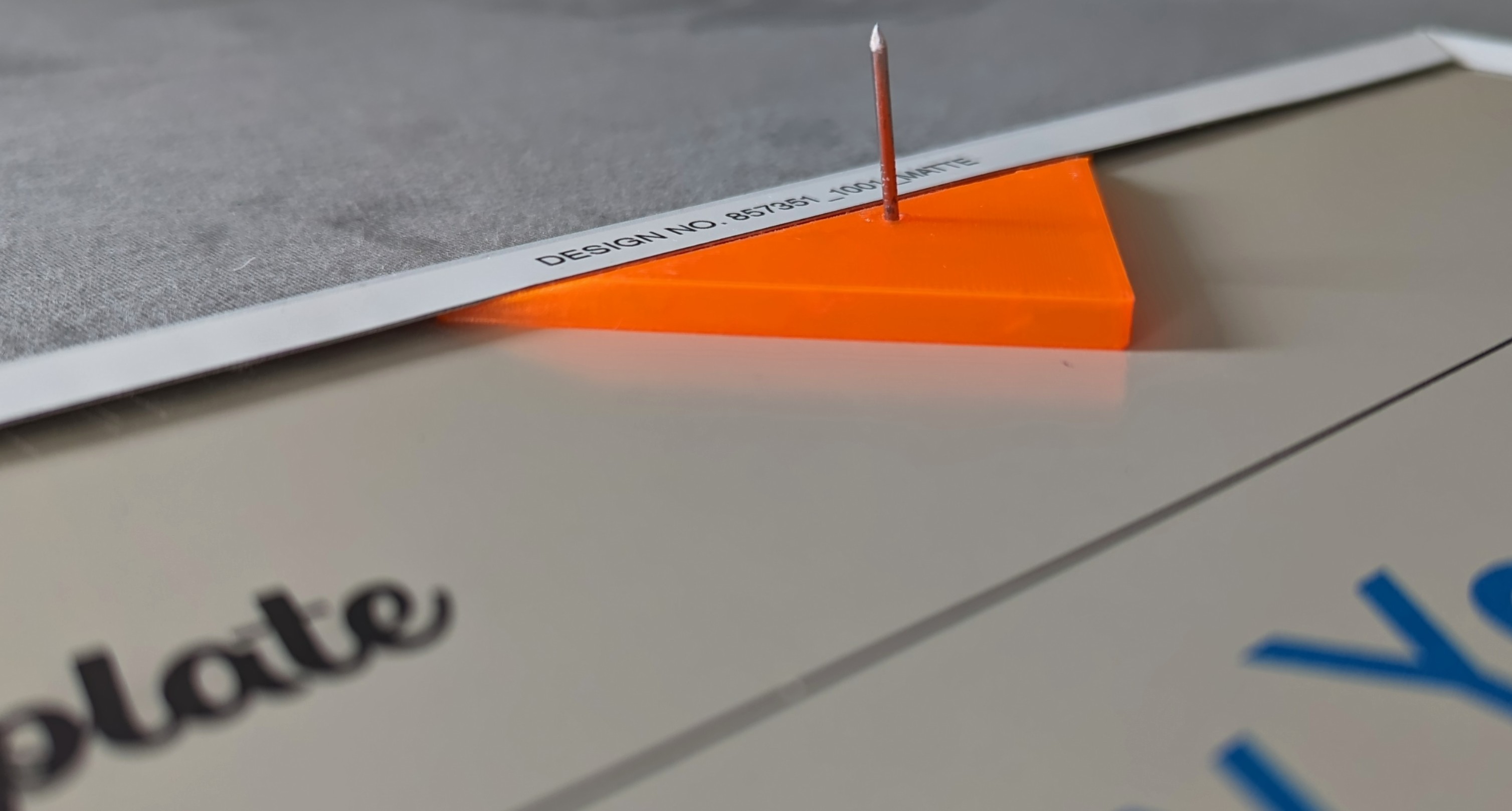 Displate Mount - Nail-Based Solution Without Magnets by Till | Download ...