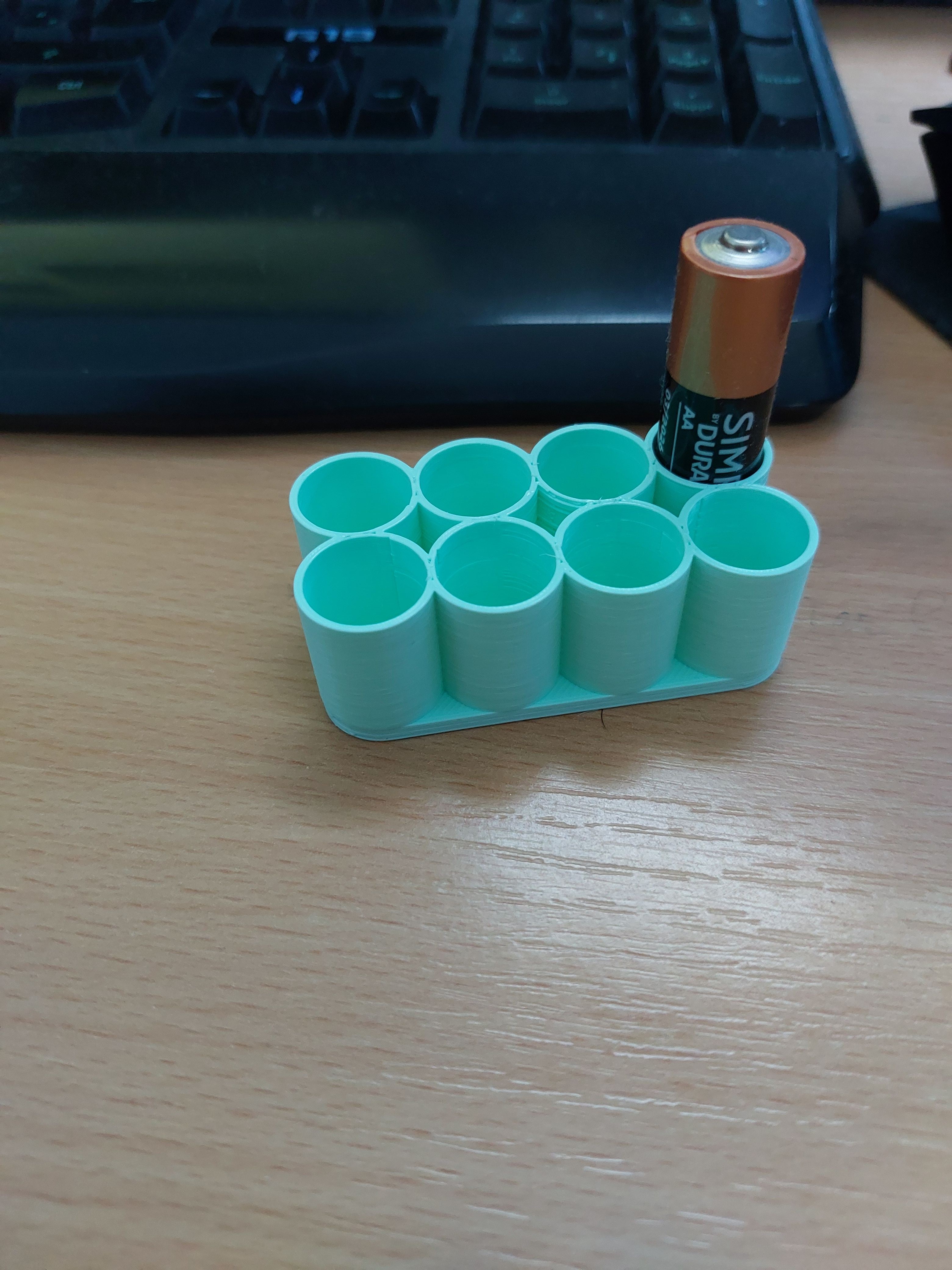 8 AA batteries storage by YD88 | Download free STL model | Printables.com