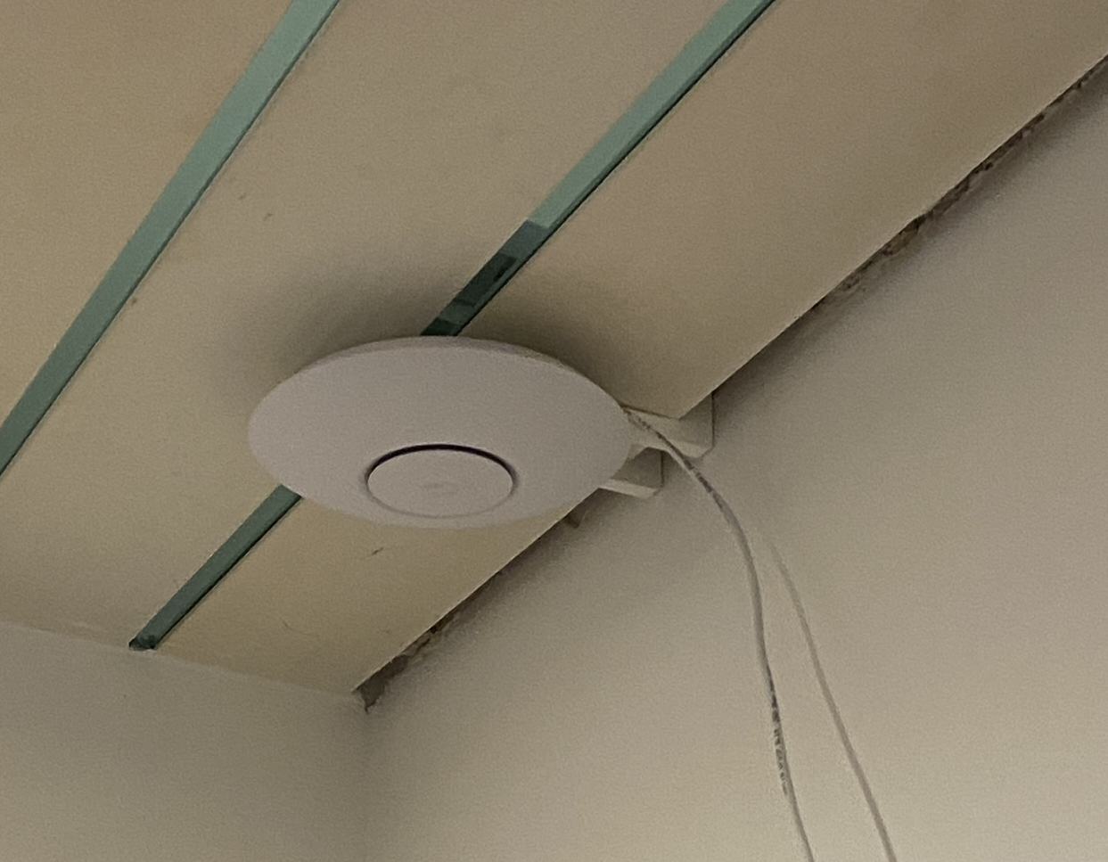 Ubiquiti UniFi 6 Lite - U6-Lite ceiling mount by Juns | Download free ...