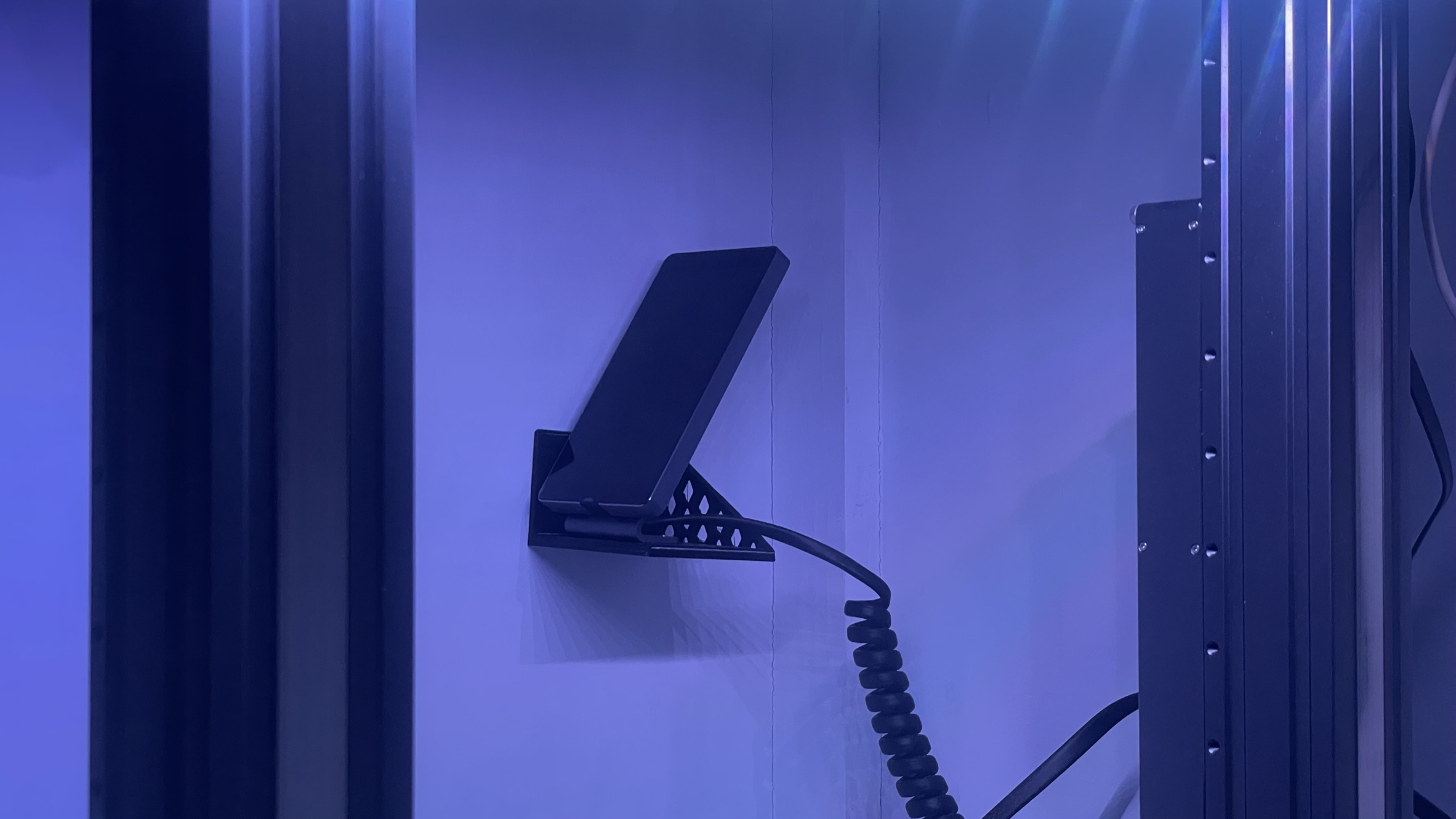 Snapmaker Display wall mount by Luis Moldenhauer | Download free STL ...