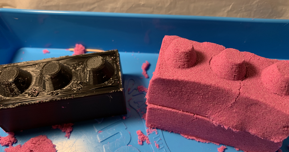 Lego(ish) Brick sand mold by Plasma Prints | Download free STL model ...