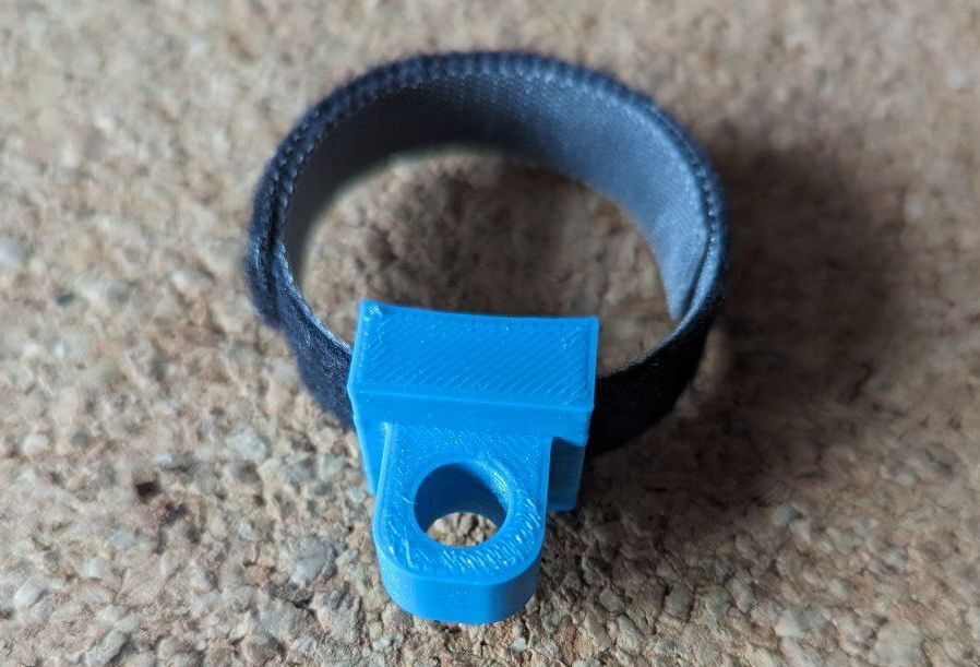 Velcro bracket by Bogomips | Download free STL model | Printables.com