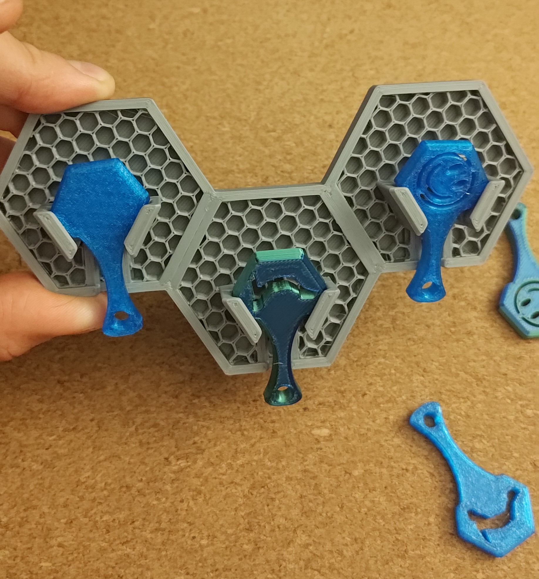 Hex key hanger / Modern key hanger by yorik | Download free STL model ...
