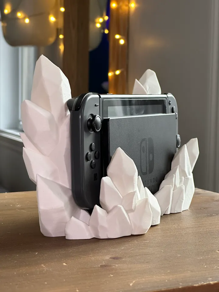 Nintendo Switch Crystal Dock by Holoprops | Download STL model ...