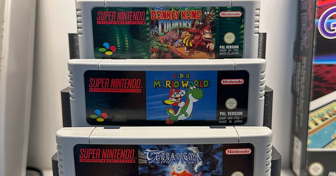 Super Nintendo SNES Cartridge / Game Display Stand by nolibert ...