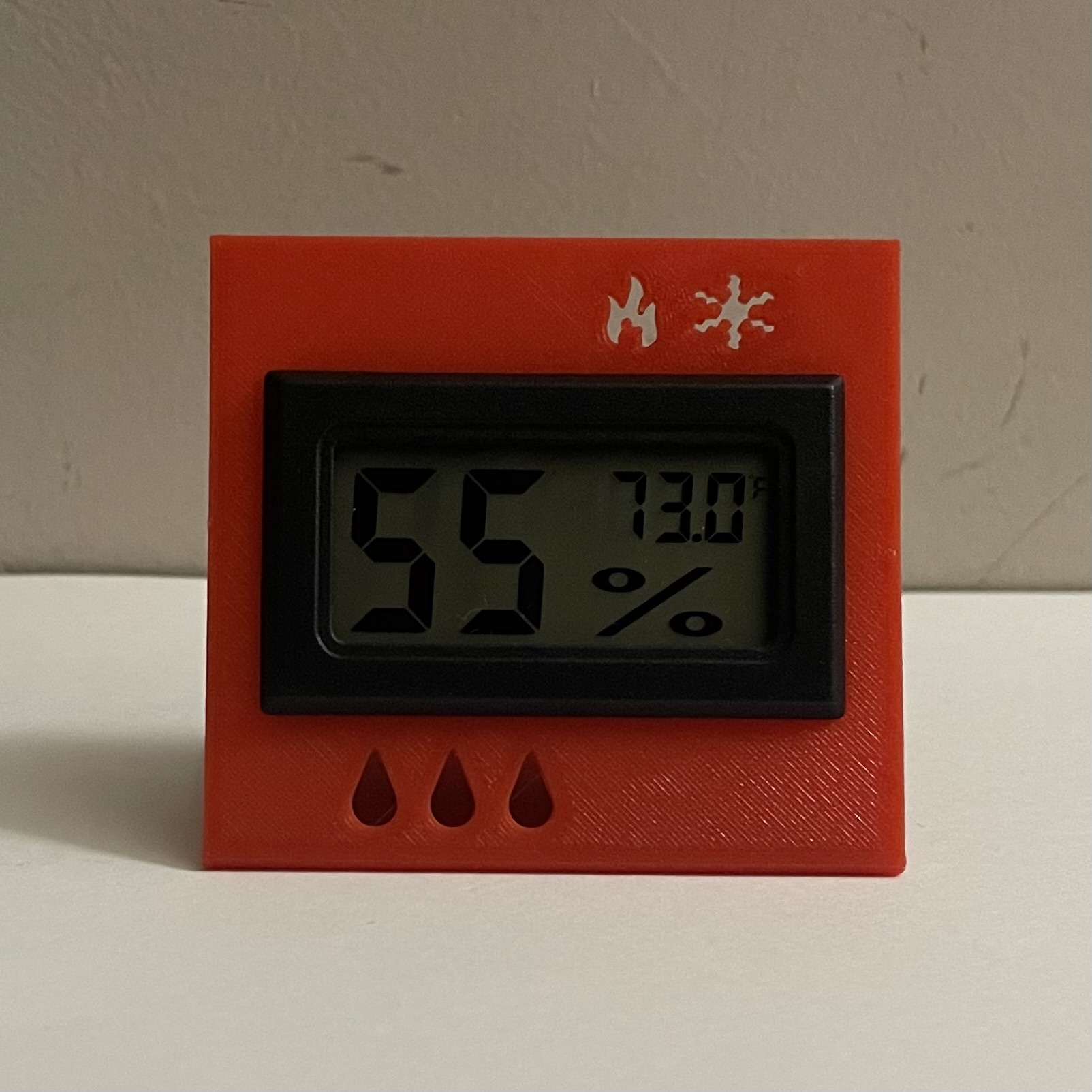 Simple Hygrometer Stand by Crazy4Lookin | Download free STL model ...