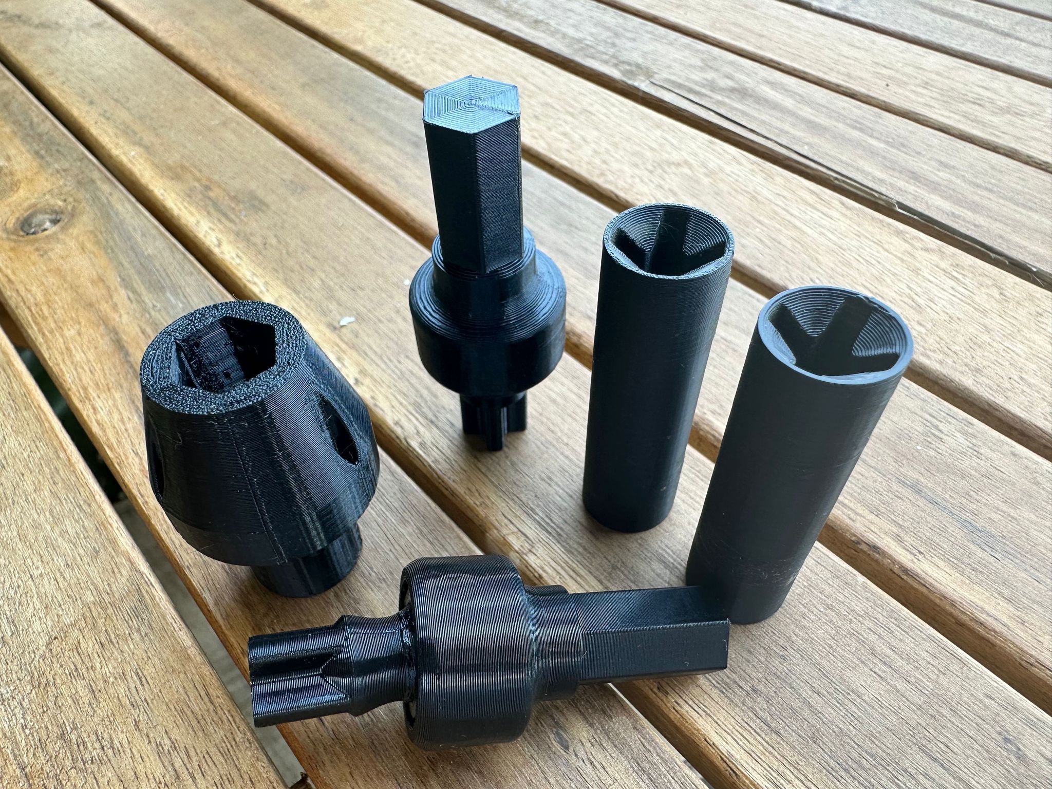 Tarmo5 Hexagonal gearbox mount by itsmeblk | Download free STL model ...