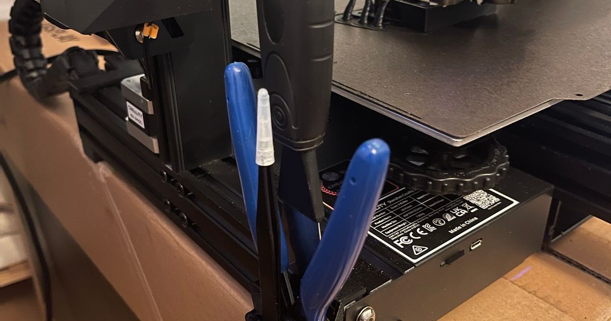 Creality Ender 3 v2 tool holder (for spatula, wire flush cutters and ...