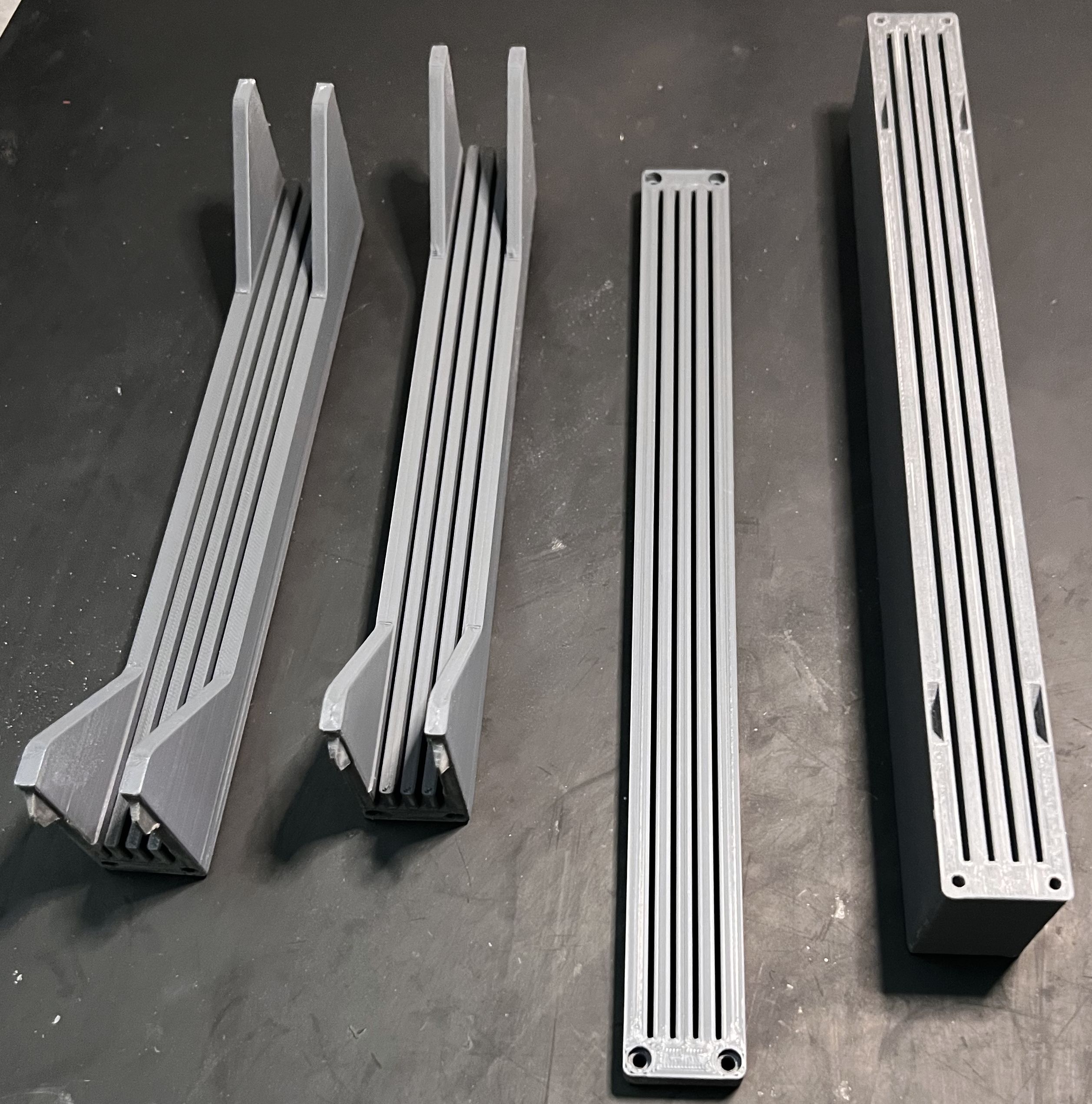 Bambu Build Plate Caddy by Tomasz Kazmierczak | Download free STL model ...