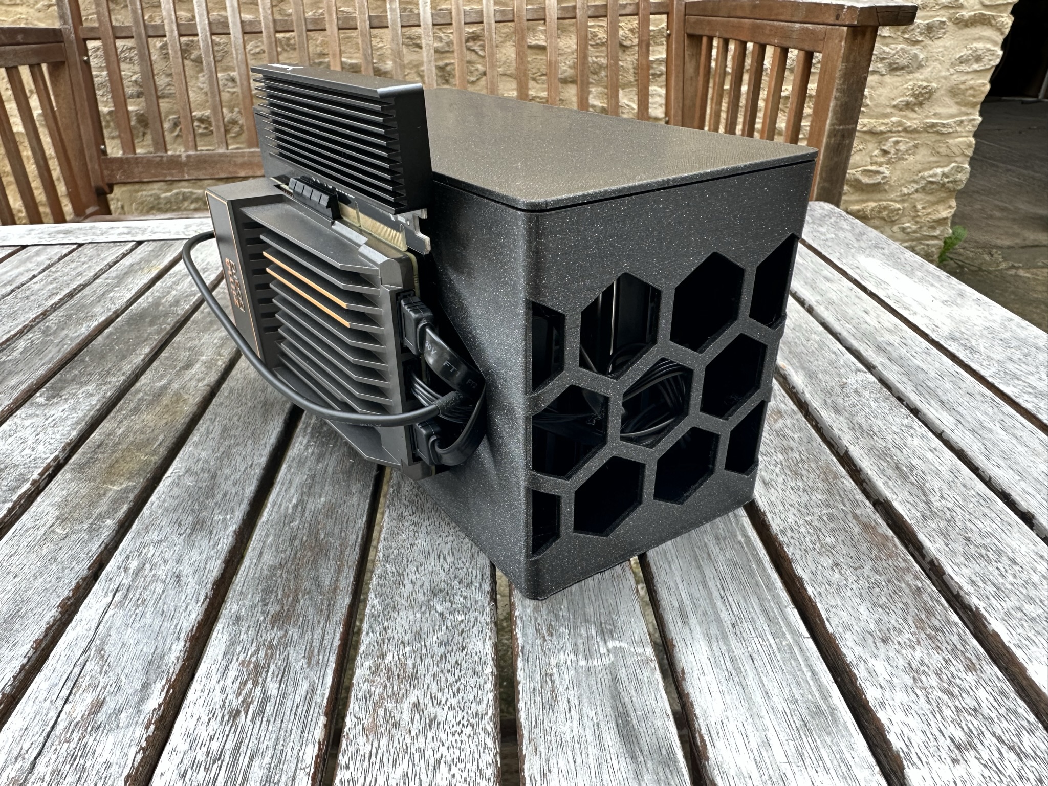 Zimaboard HDD case with fan by pyrho // 25.wf | Download free STL model ...