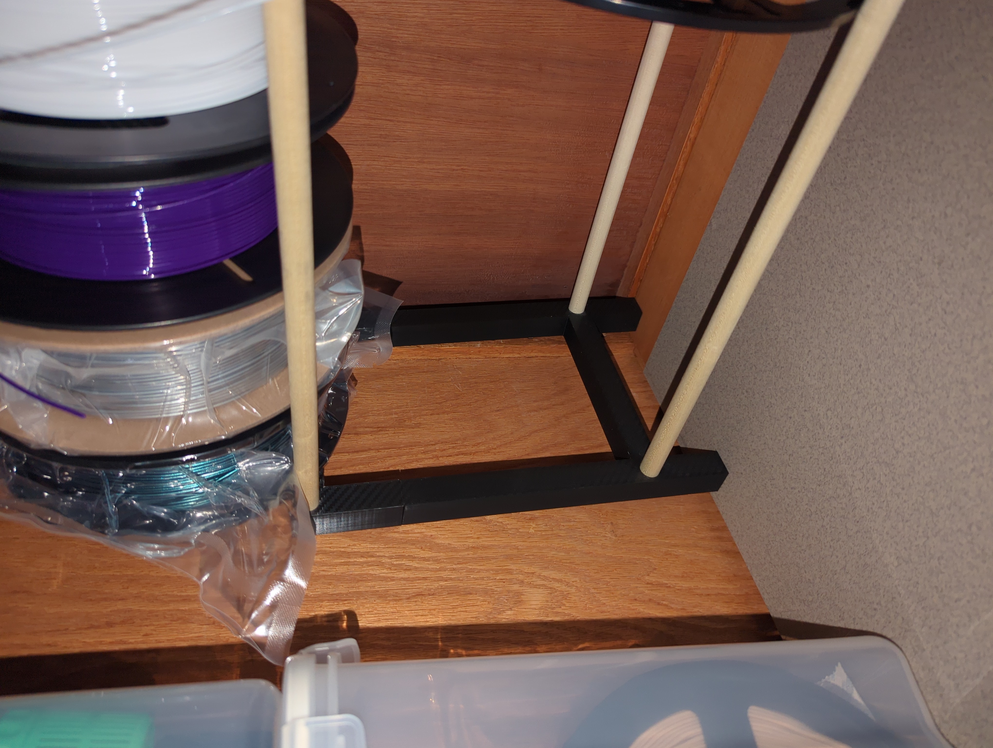 Simple dowel rod filament storage by mdnght | Download free STL model ...