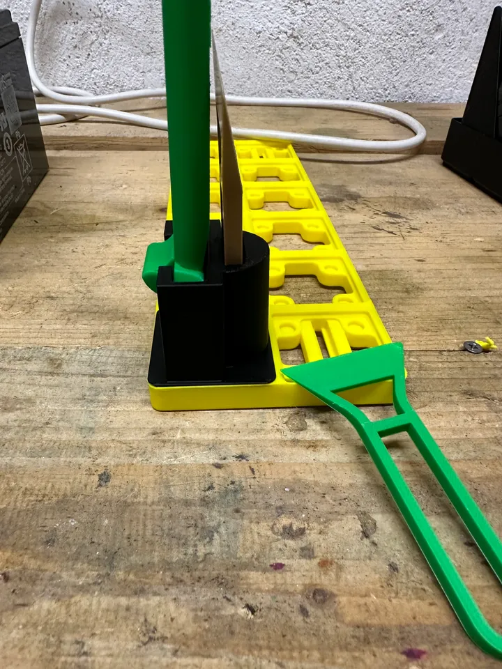 Gridfinity Bambu Lab Scraper Stand by User8472 | Download free STL ...