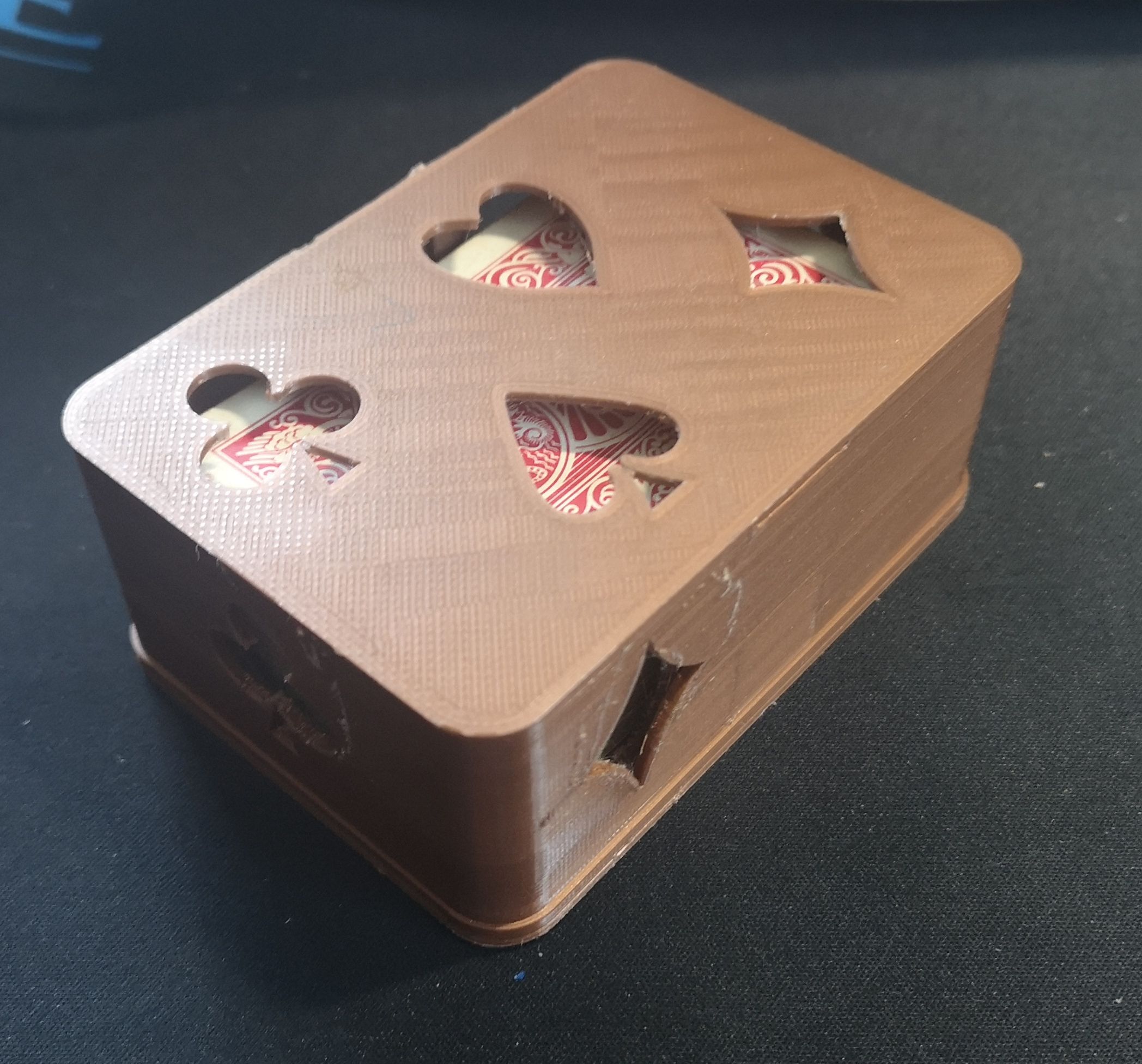Rummy card pack holder von HankoTom | Kostenloses STL-Modell ...