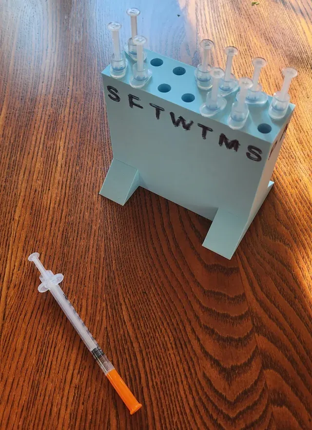 Refrigerated Peptide/Insulin Syringe 2x a Day 1 Week Storage by Cpu77 ...