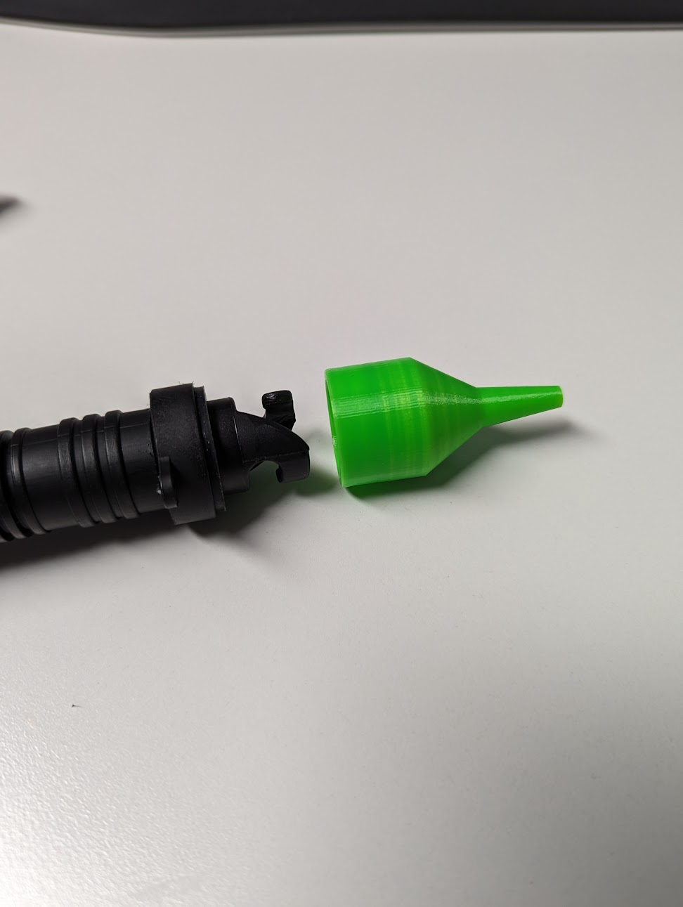 Mistral SUP pump adaptor by Seppel | Download free STL model ...