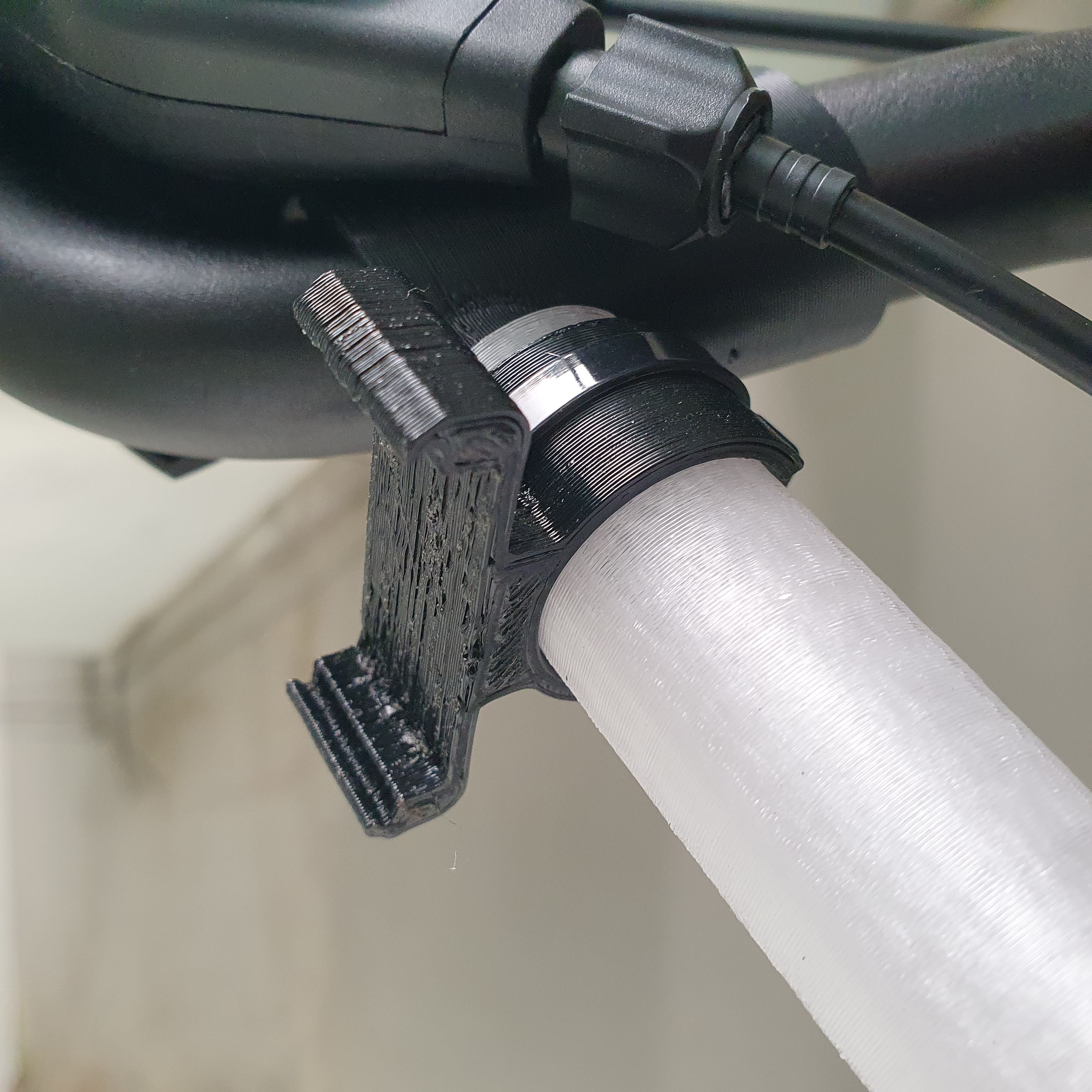 Bicycle handlebar Casio watch mount by DIllY Daily | Download free STL ...