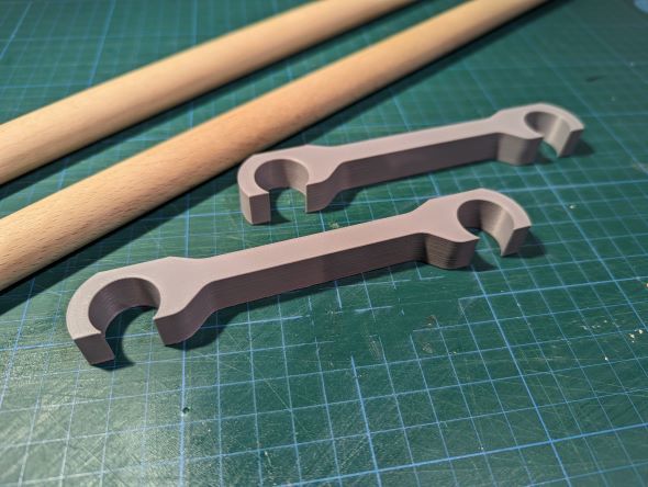 Simple Filament Spool Holder Brackets by DrKronos | Download free STL ...