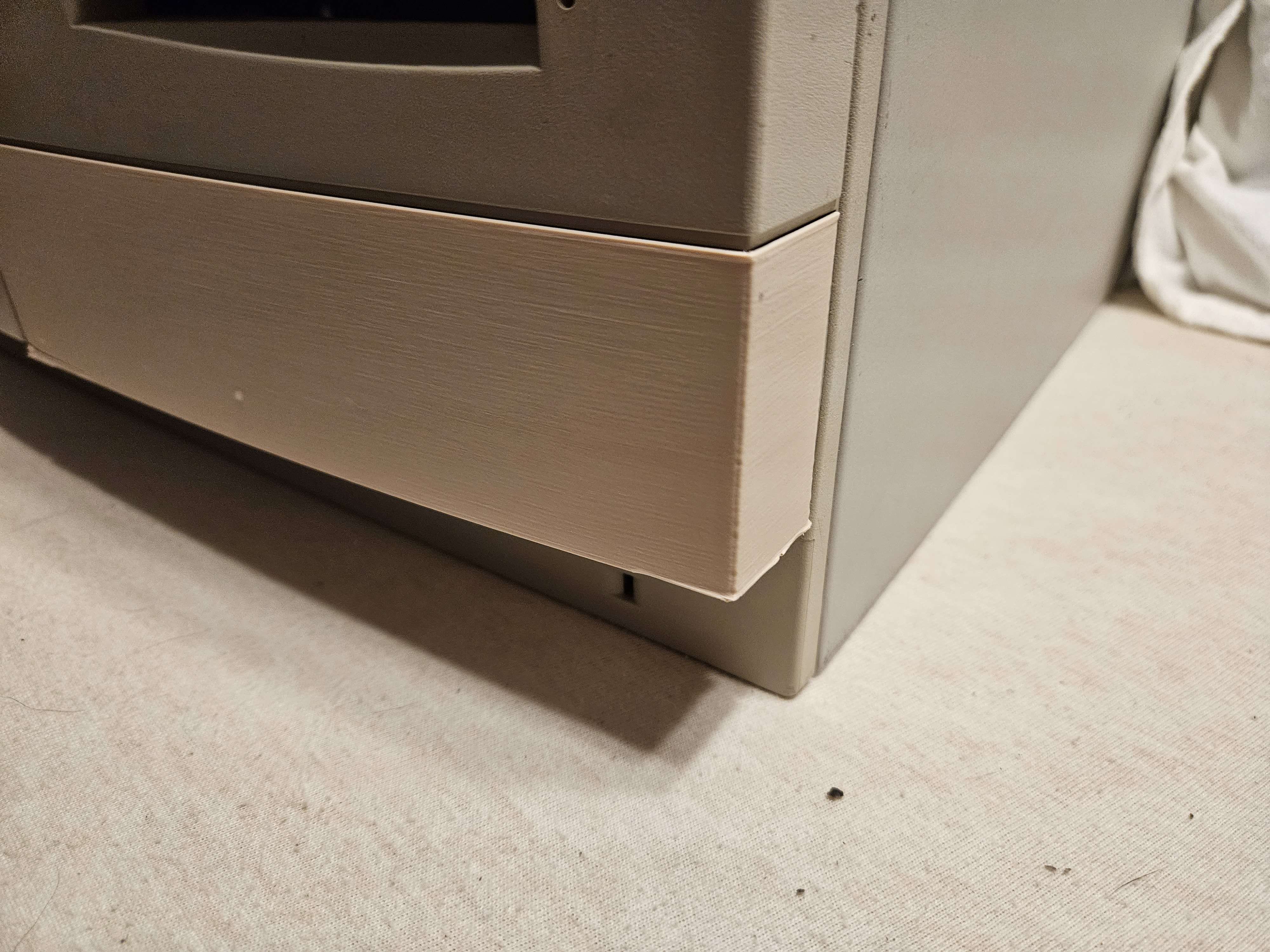 Blank CD-ROM bay cover for Quadra/Centris 650 by adam.l11 | Download ...