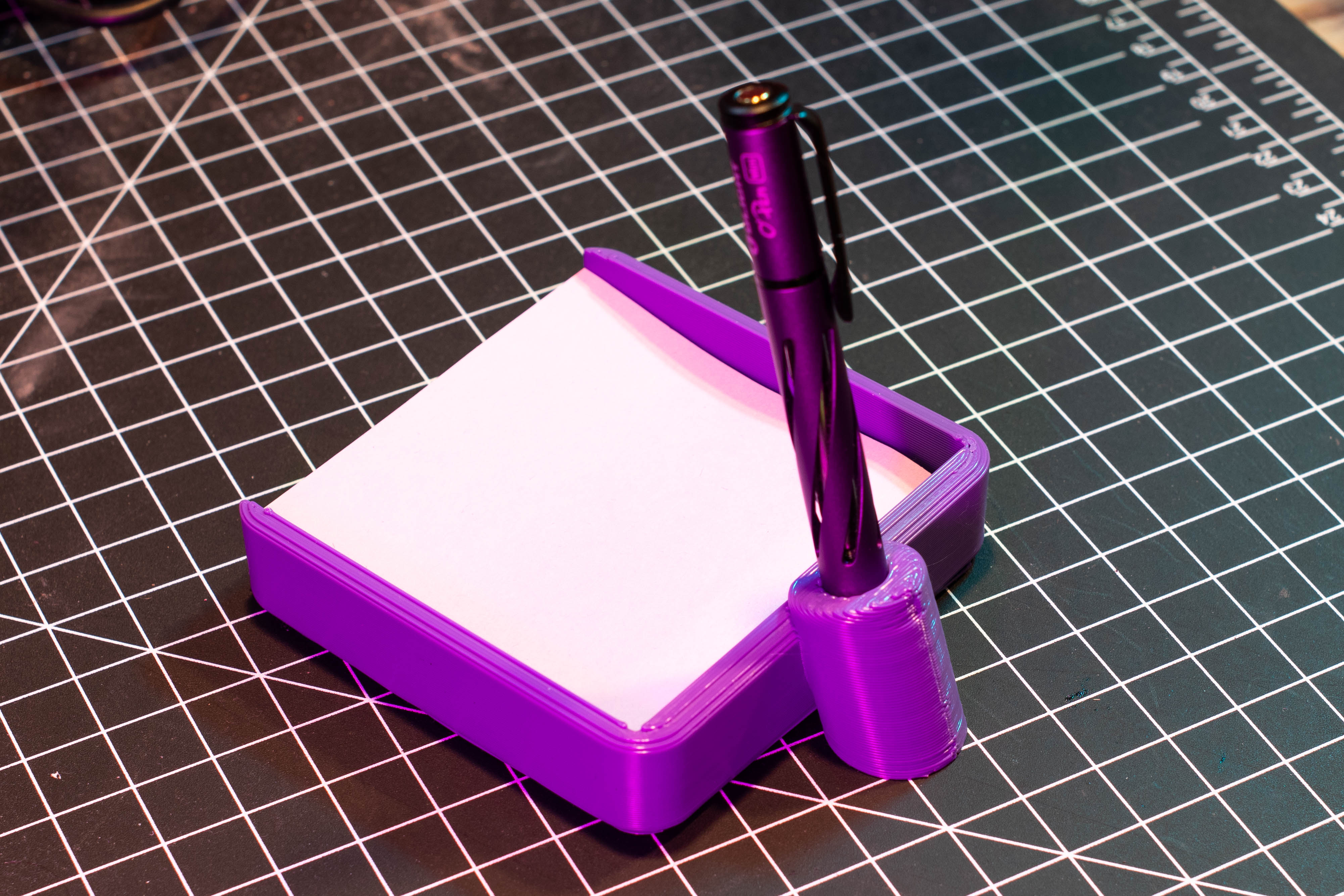 Post-It Holder (and Pen) by Miaoucat | Download free STL model ...