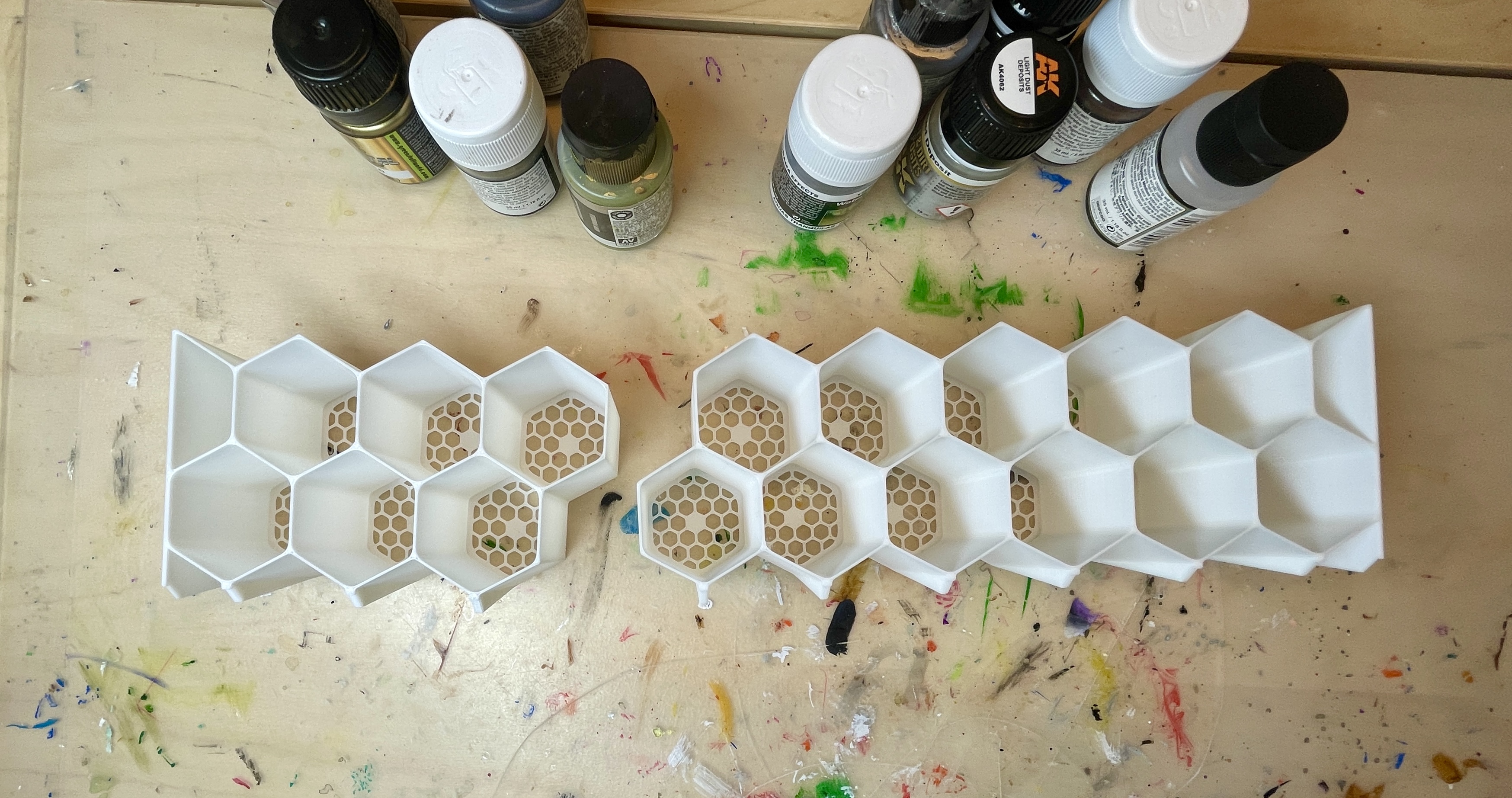 Paint stand for 35mm bottles by ATree | Download free STL model ...