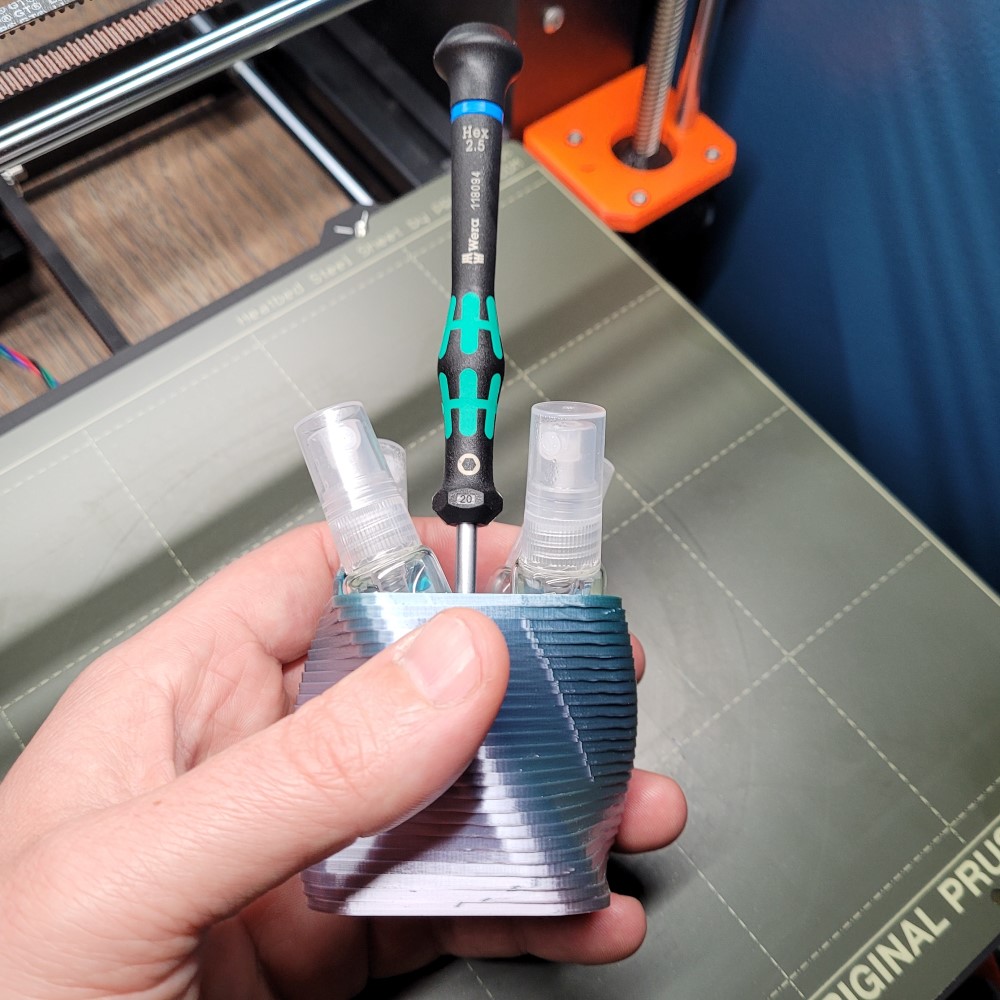 IPA/Solvent Spray Holder w/Hex Key Slot by Teque5 | Download free STL ...