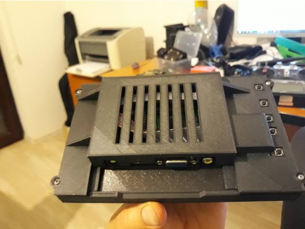 Case for 7 inch LCD Screen 1024 * 600 by Bob Hopper | Download free STL ...