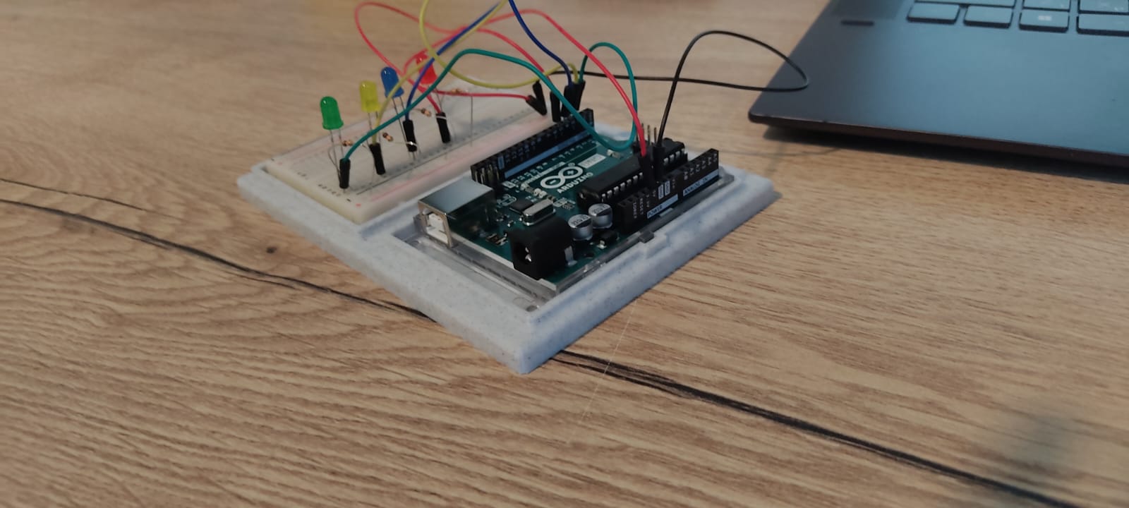 Arduino Uno and 30 row breadboard mount by Nimrod Ben Yossef | Download free STL model ...